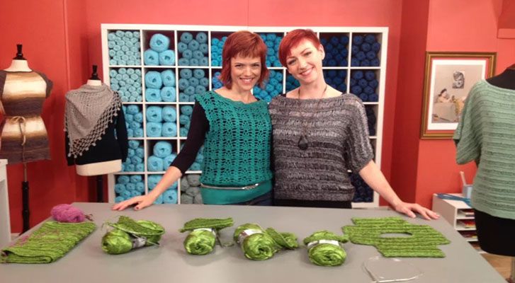 Knitting Daily TV with Vickie Howell | Yarnspirations
