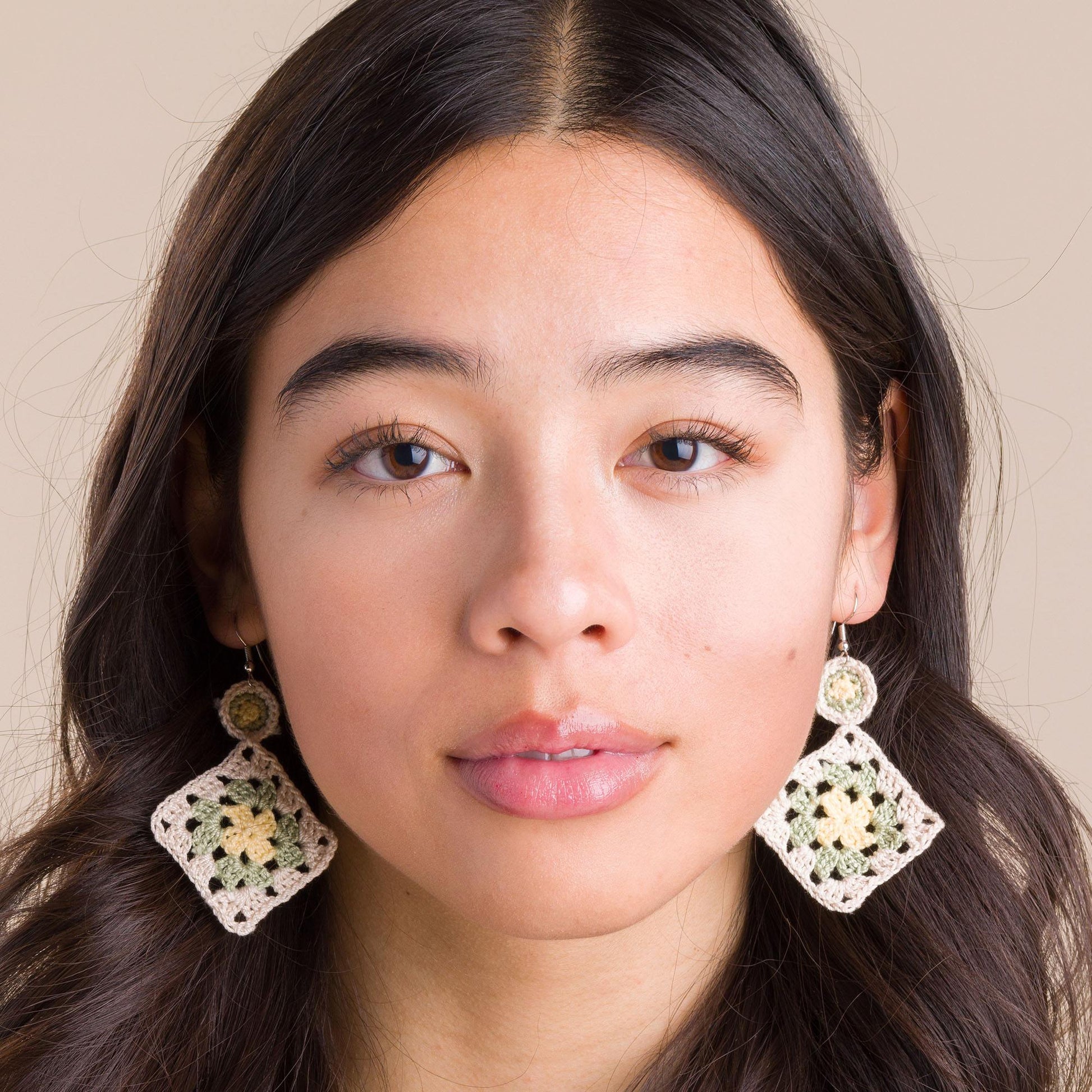 Free Easy Aunt Lydia’s Crochet Granny Square Earrings Pattern ...