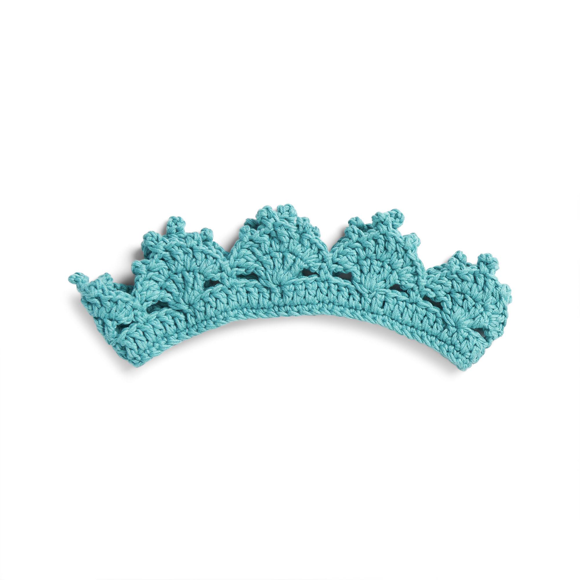Free Easy Bernat Regal Crochet Crown Pattern | Yarnspirations