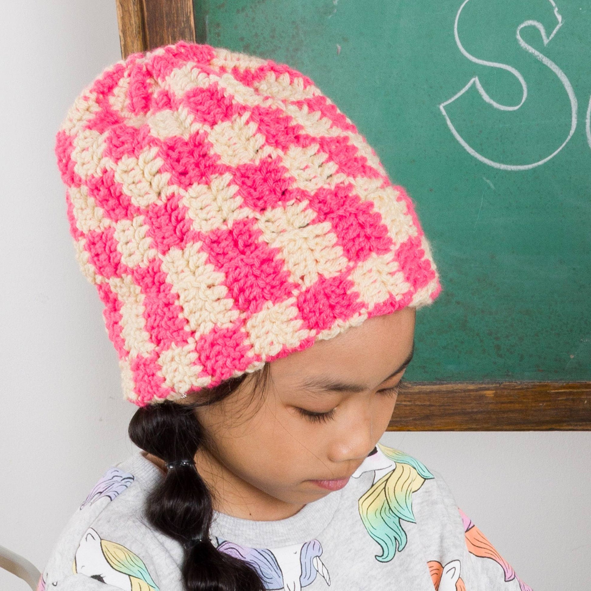 Free Easy Bernat Side-to-Side Checkerboard Crochet Hat Pattern ...