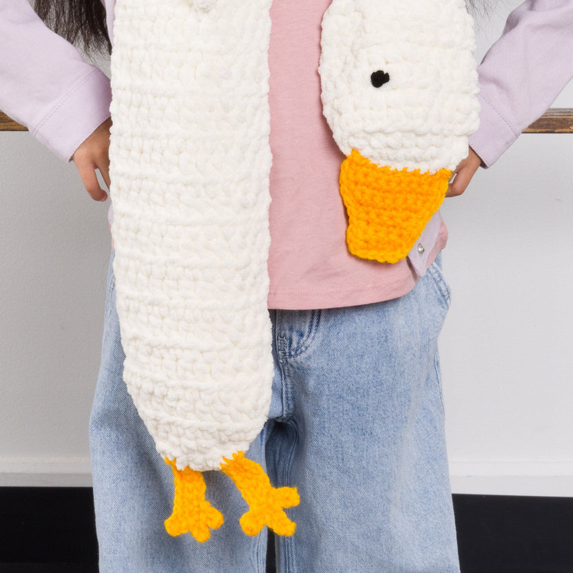 Free Easy Bernat Crochet Goose Scarf Pattern | Yarnspirations