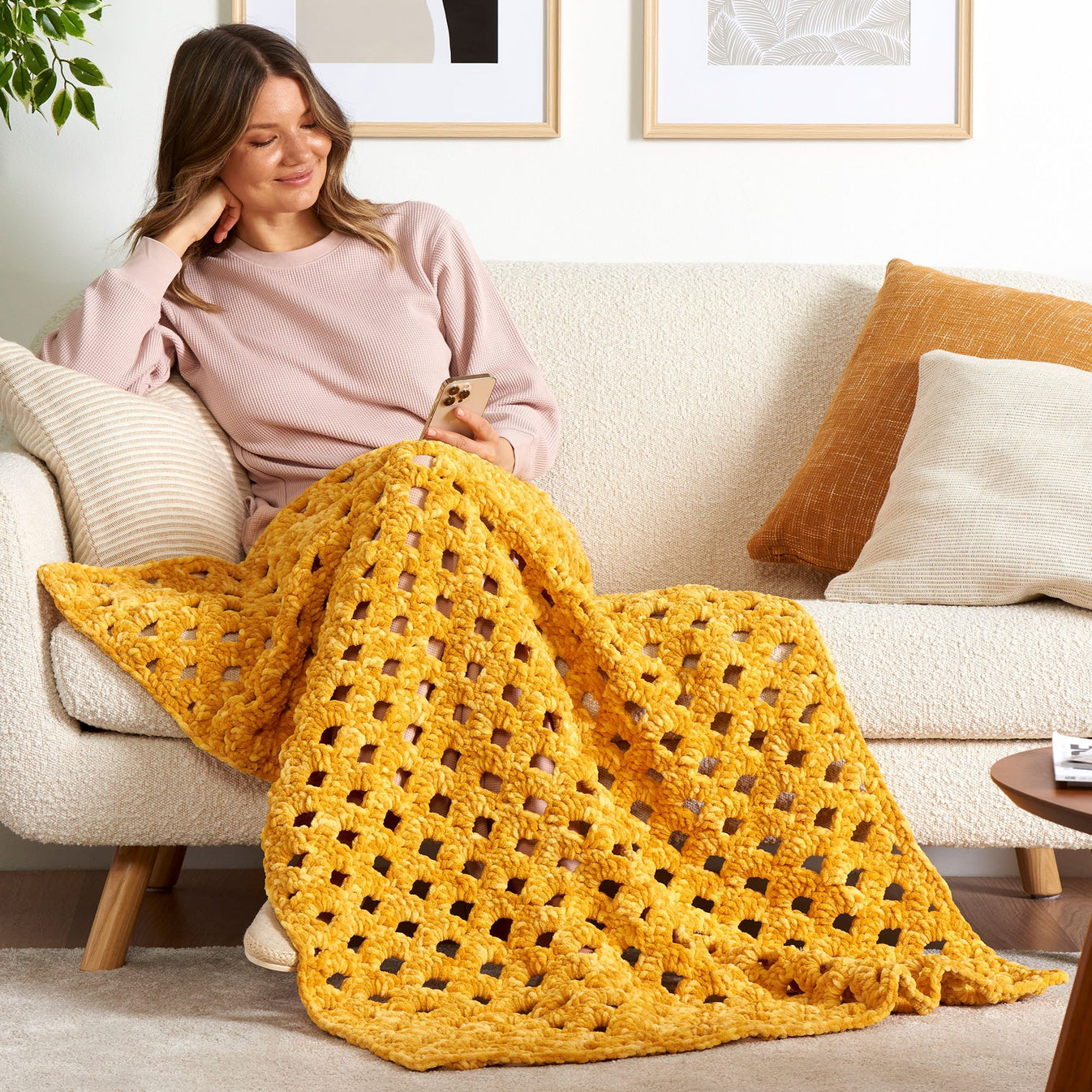 Free Easy Bernat Honeycomb Crochet Openwork Blanket Pattern | Yarnspirations