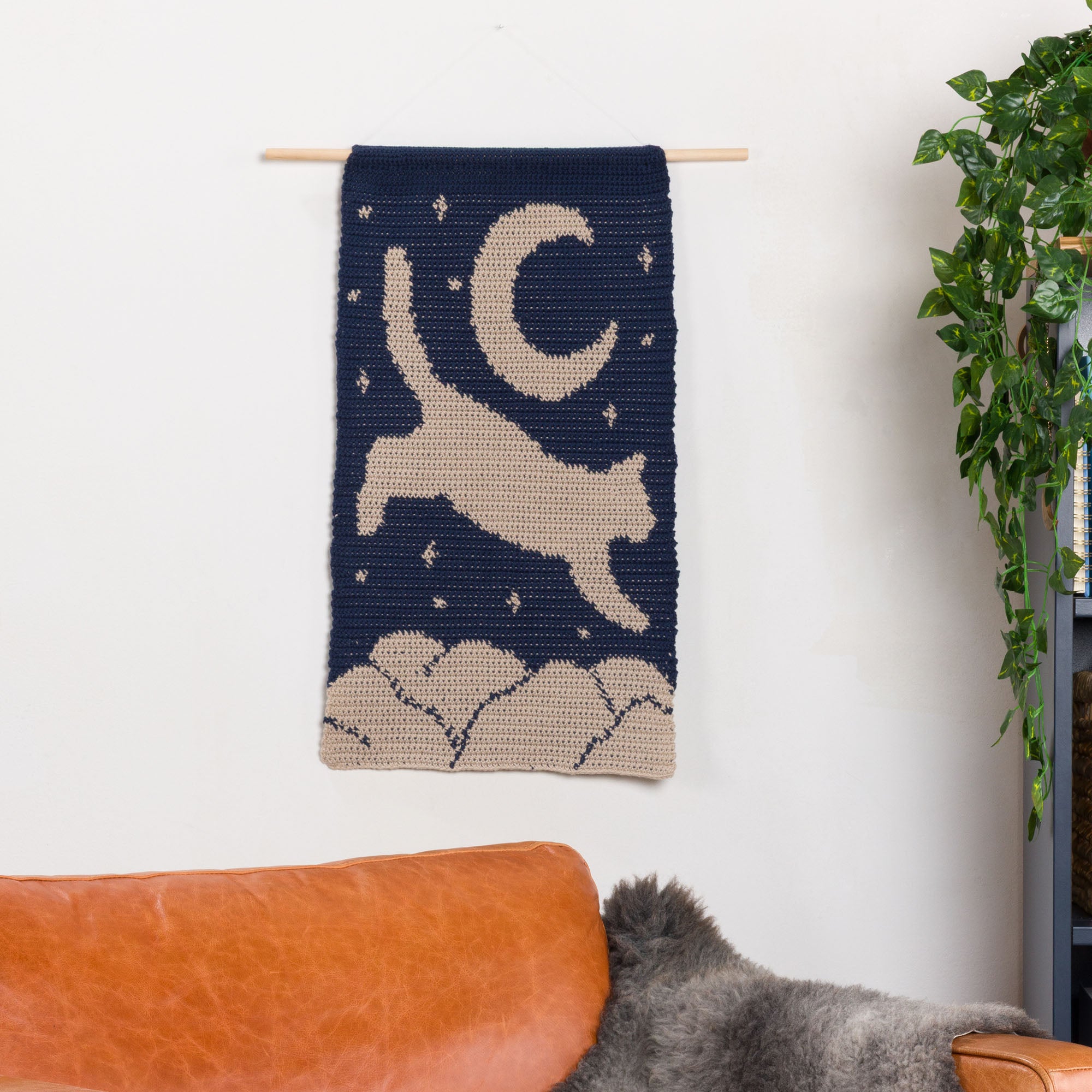 Free Intermediate Bernat Moonlight Meowgic Crochet Tapestry Pattern ...