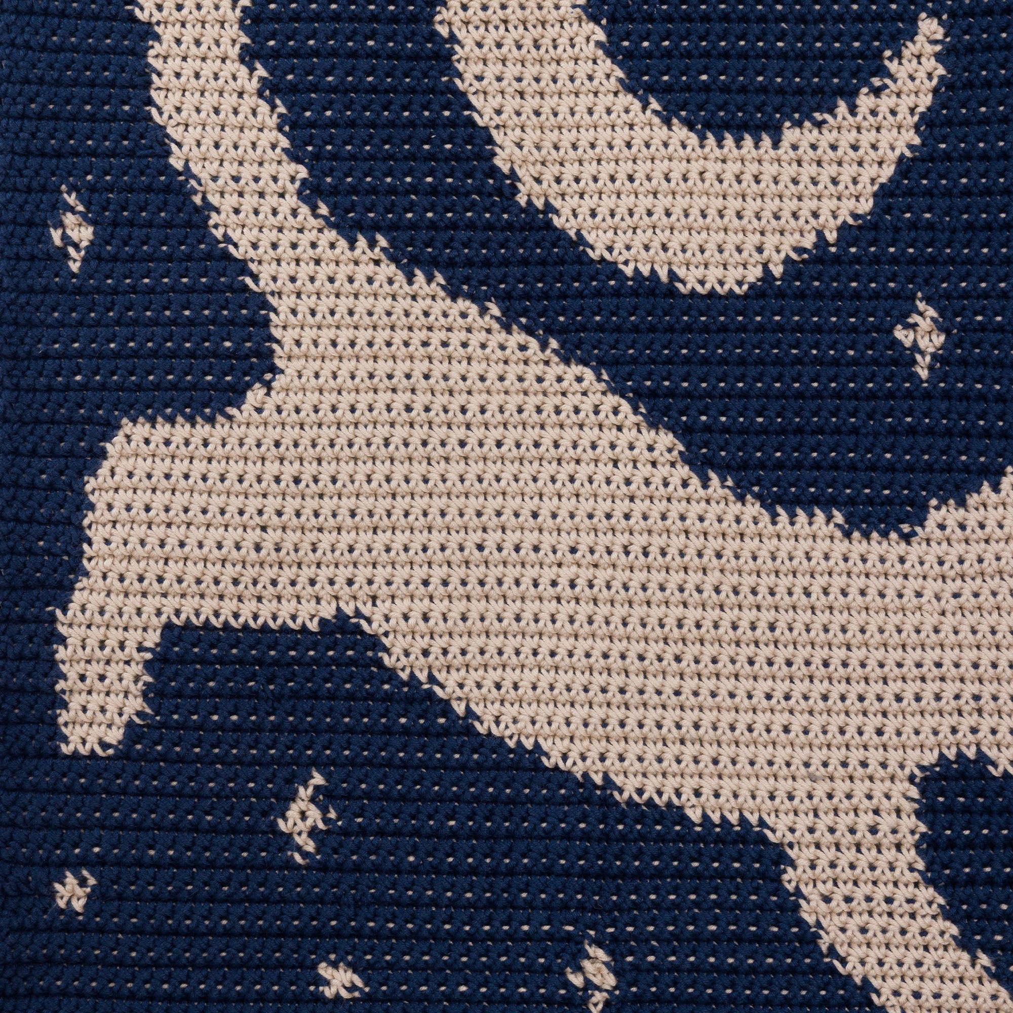 Free Intermediate Bernat Moonlight Meowgic Crochet Tapestry Pattern ...