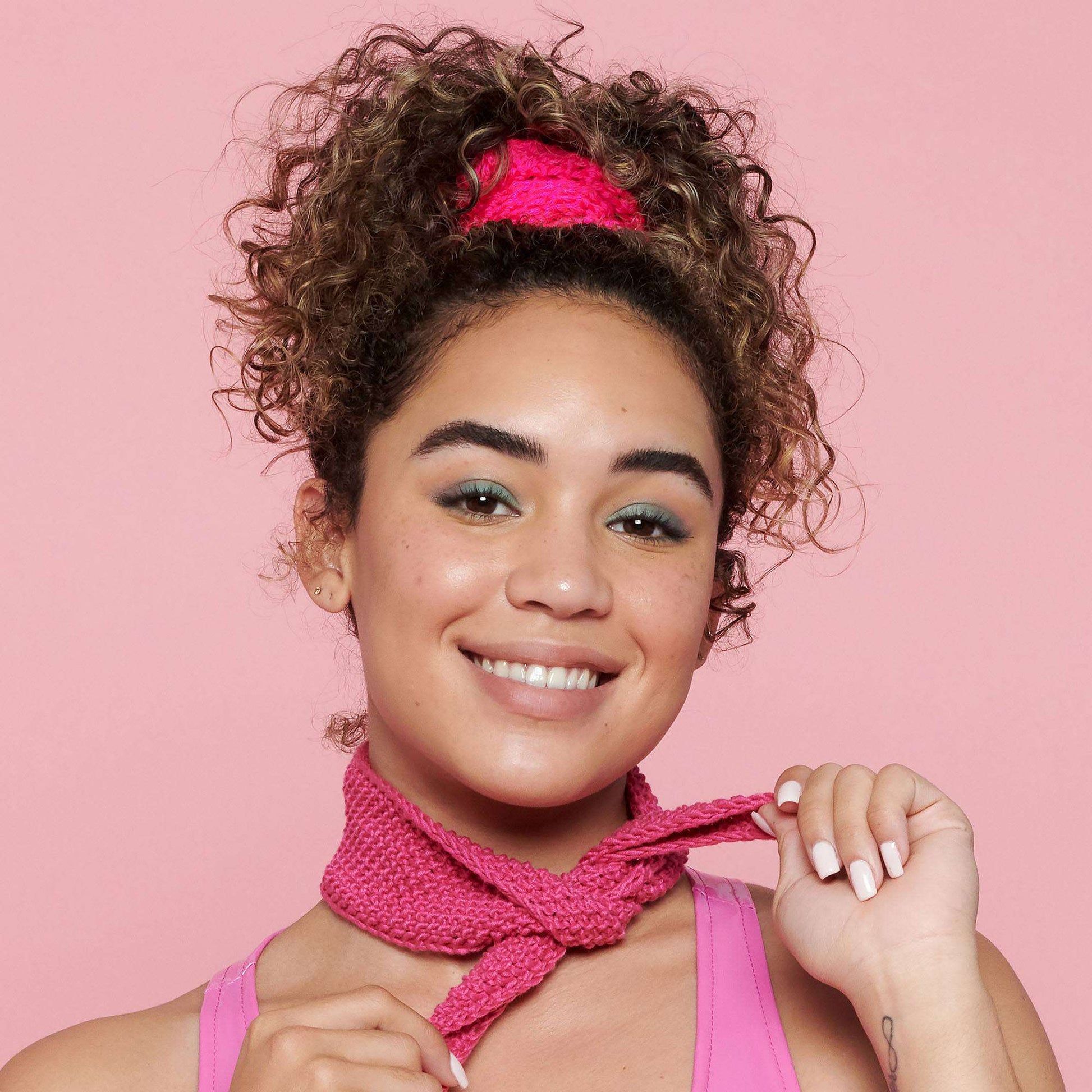 Free Easy Bernat Neckerchief Knitting Pattern | Yarnspirations