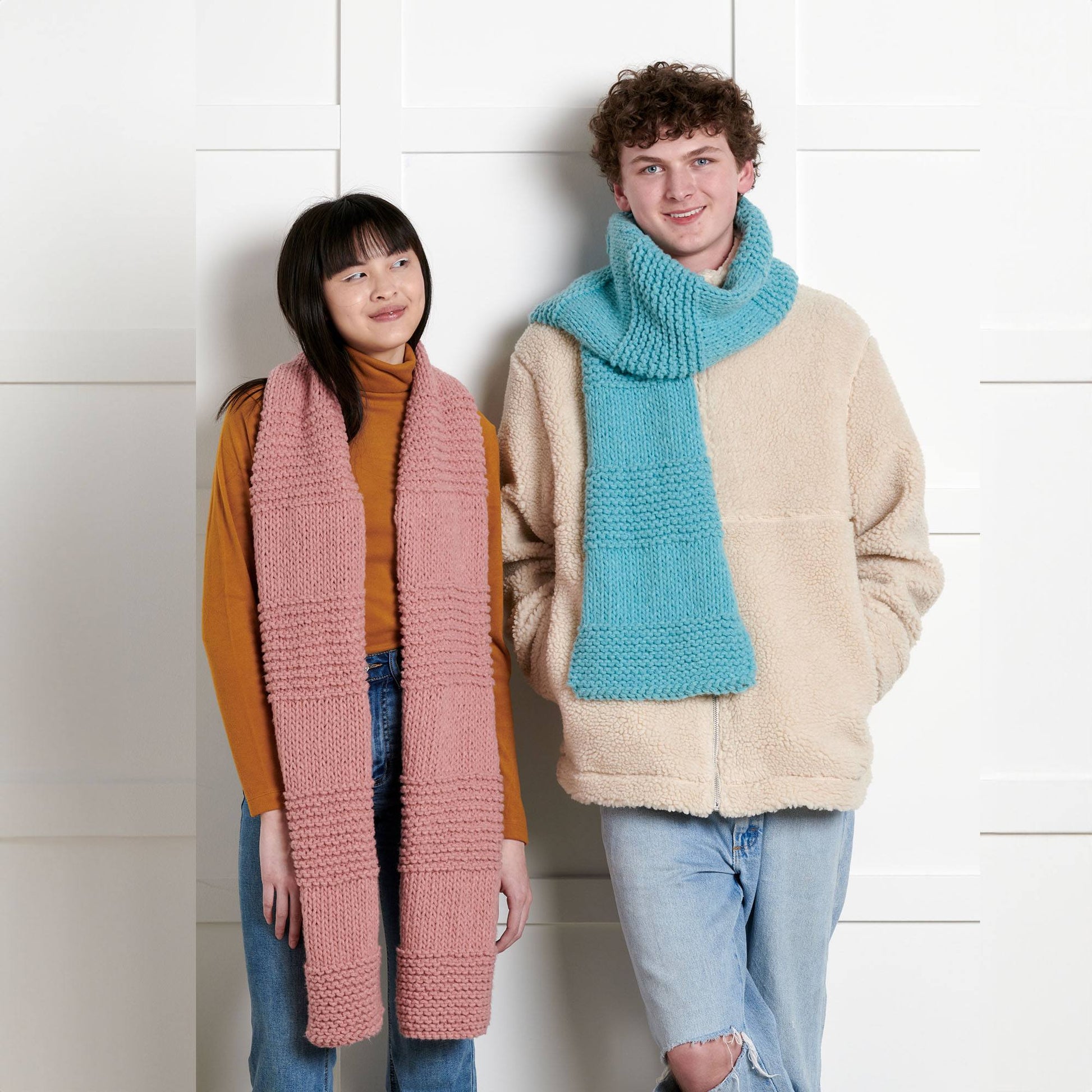 Free Beginner Bernat Starter Scarf Knitting Pattern | Yarnspirations