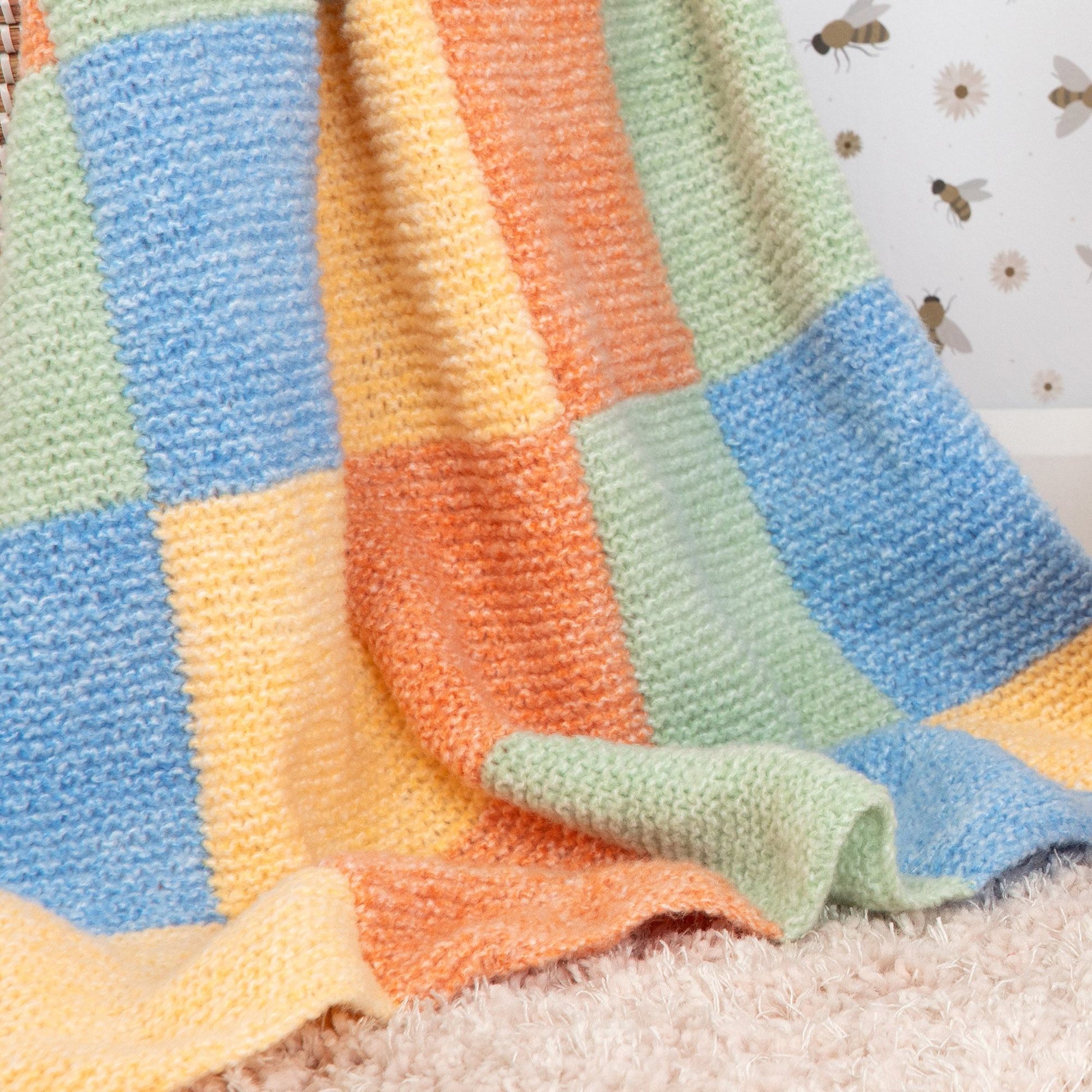 Free Beginner Bernat Checker Knit Baby Blanket Pattern | Yarnspirations