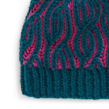 Free Patons Brioche Cables Hat Knitting Pattern | Yarnspirations