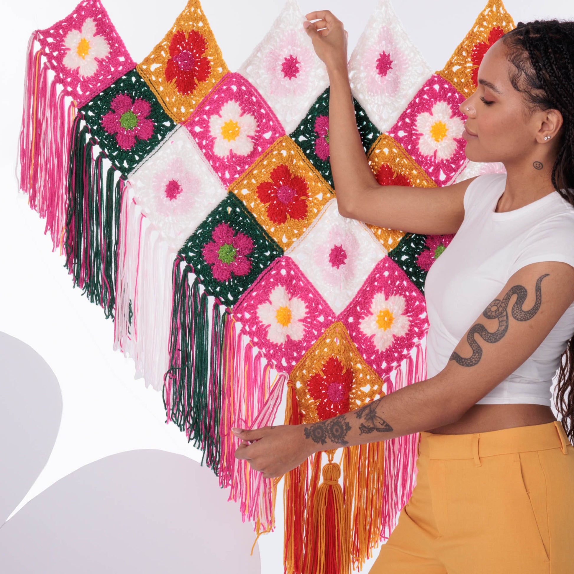 Free Easy Red Heart Flower Power Crochet Wall Hanging Pattern ...