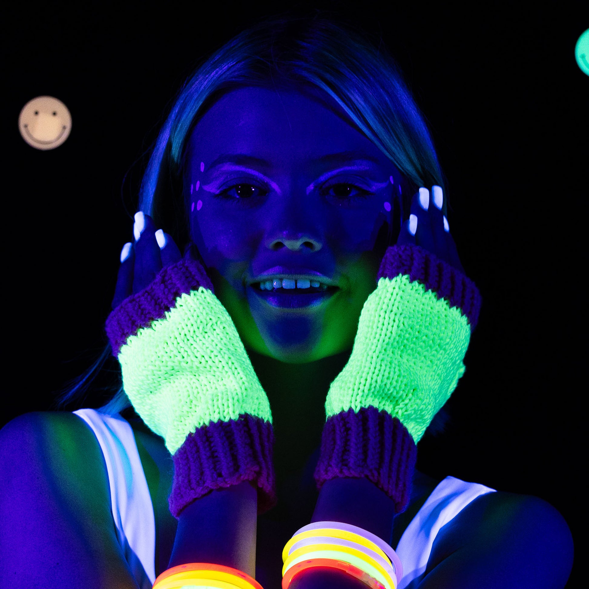 Free Easy Red Heart Radiant Ribbed Knit Fingerless Mittens Pattern ...