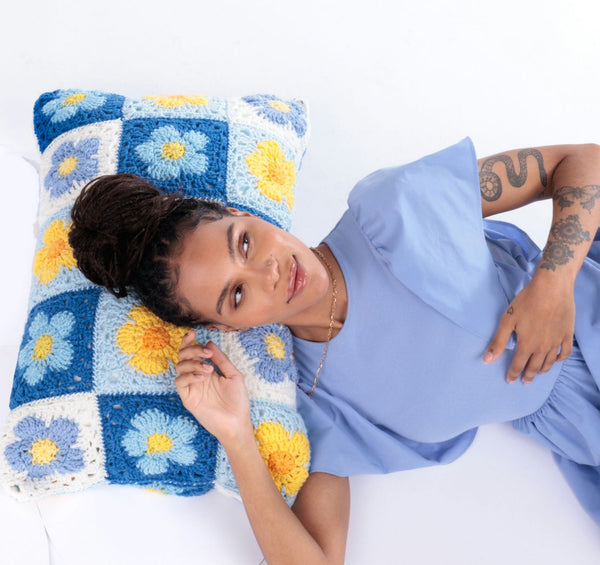 Red Heart Yarns & Free Patterns Boutique | Yarnspirations