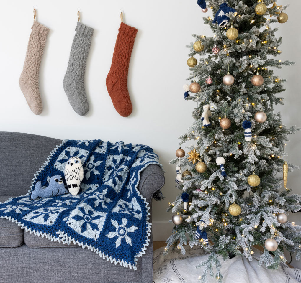 Patons Yarn Boutique & Free Knitting Patterns | Yarnspirations