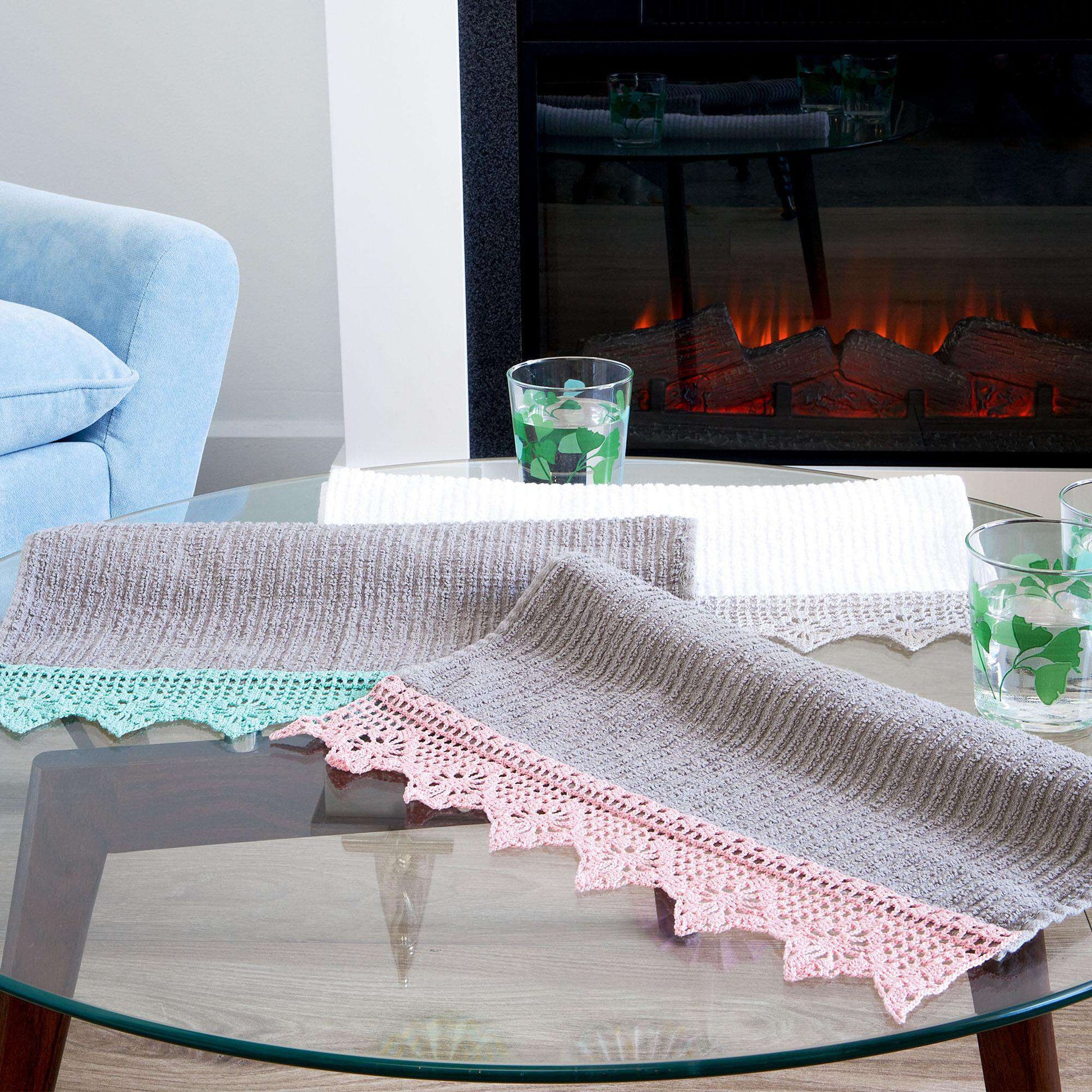 Free Aunt Lydia Lace Edged Towels Crochet Pattern | Yarnspirations