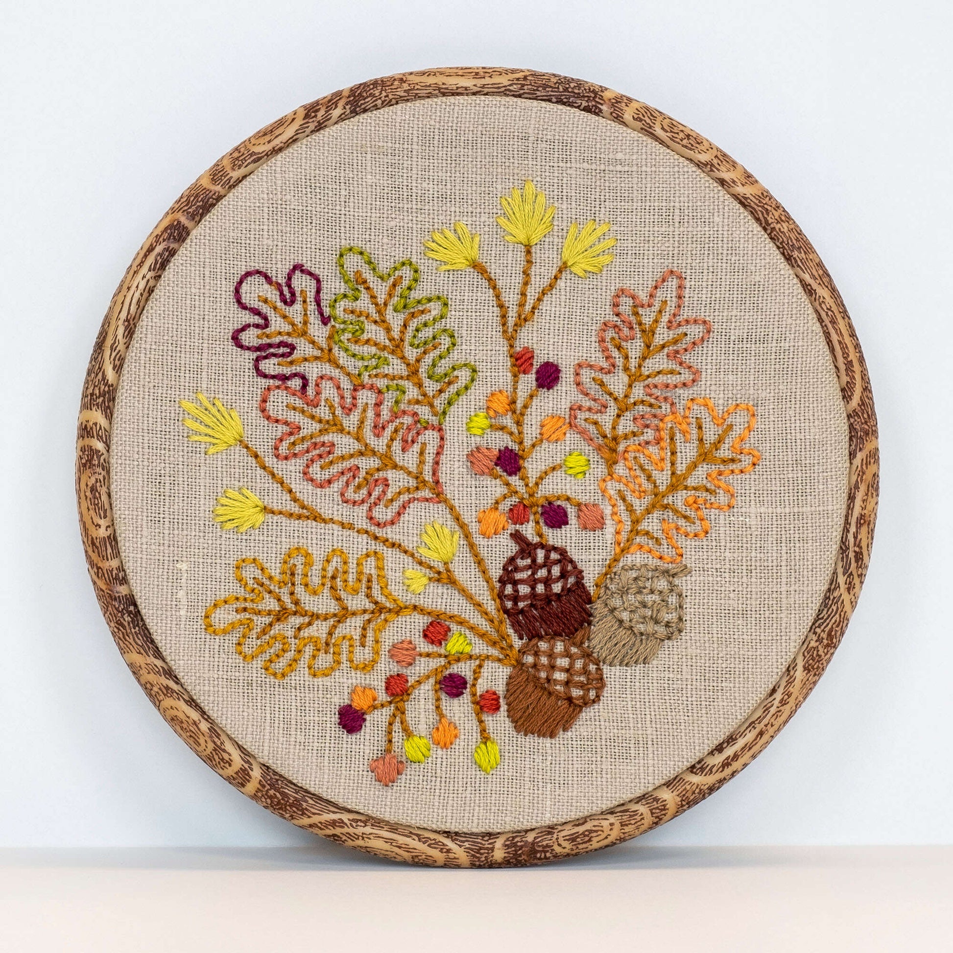 Free Anchor Leaves & Acorn Embroidery Design Pattern | Yarnspirations