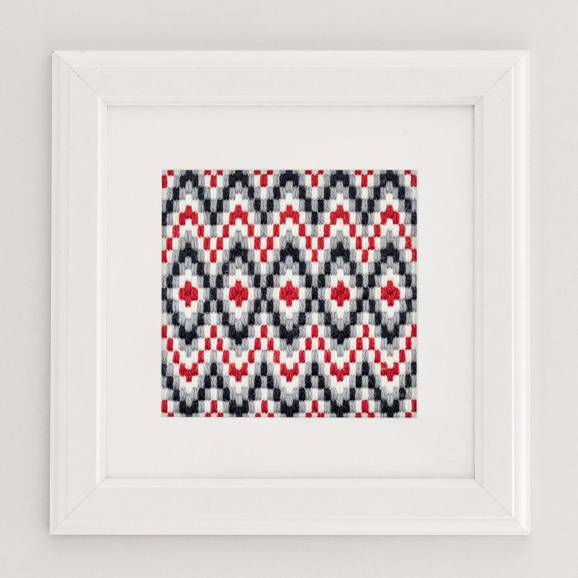 Free Easy Anchor Urban Diamonds Embroidery Pattern | Yarnspirations