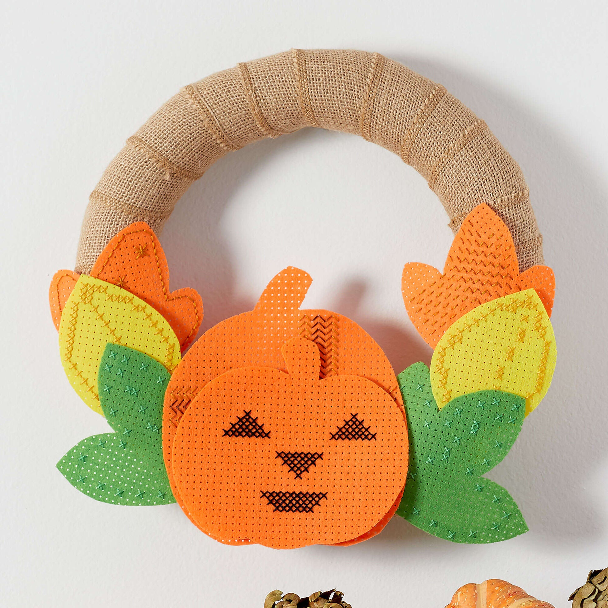 Free Easy Anchor Fall Wreath Craft Pattern | Yarnspirations