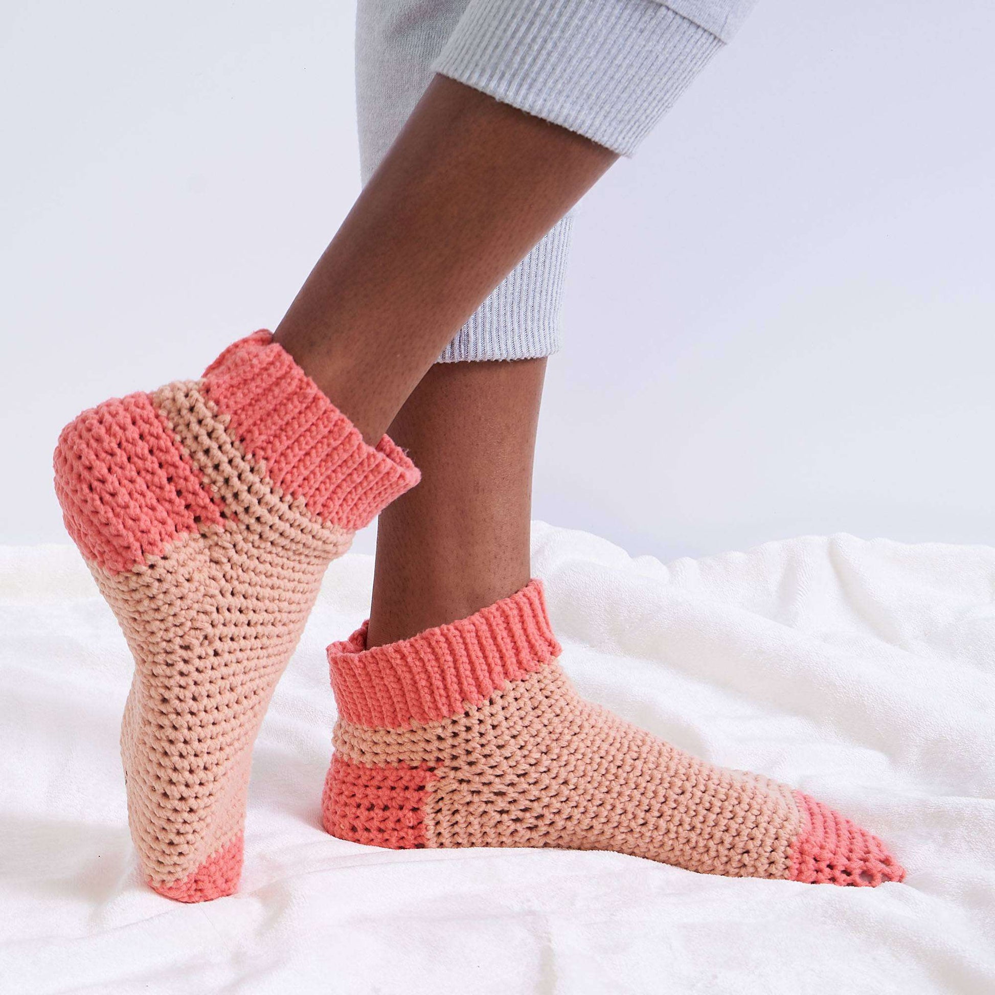 Free Easy Bernat Contrast Reading Socks Crochet Pattern | Yarnspirations