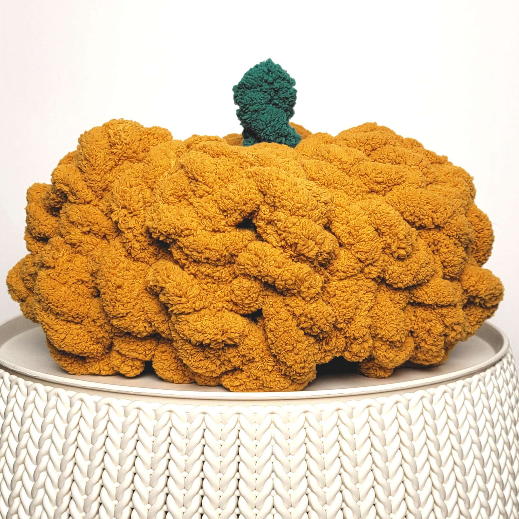 Free Easy Bernat Chunky Hand Pumpkin Crochet Pattern | Yarnspirations