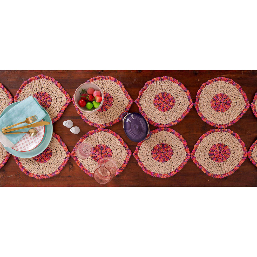 Free Easy Bernat Round & Round Table Runner Crochet Pattern ...