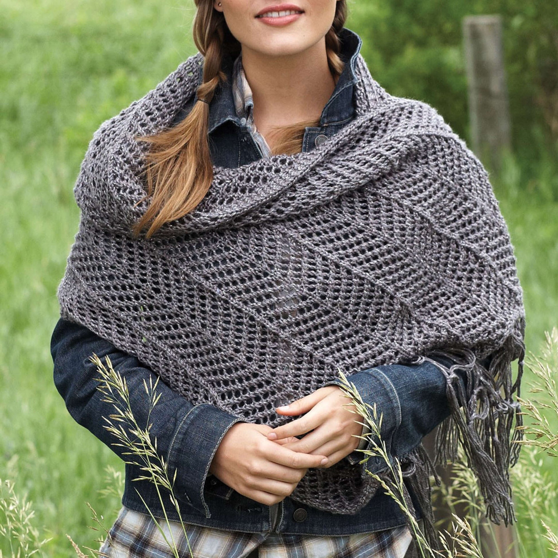 Free Bernat Sparkle Chevron Knit Shawl Pattern | Yarnspirations