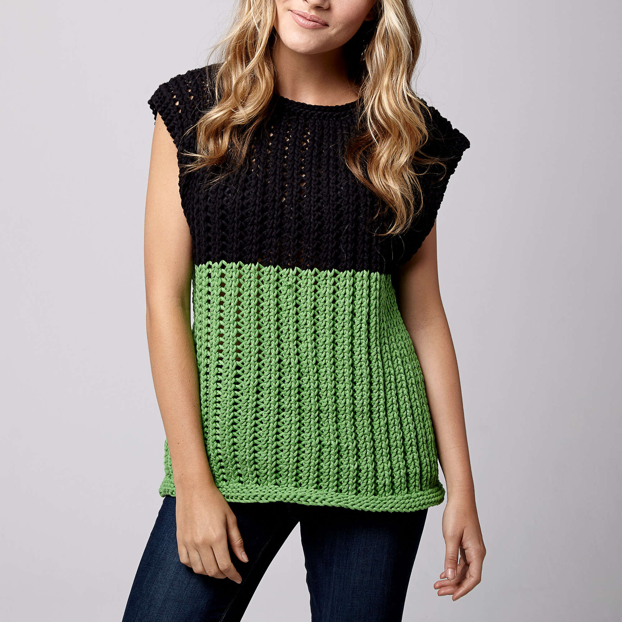 Free Easy Bernat Fresh Mesh Top Knitting Pattern | Yarnspirations