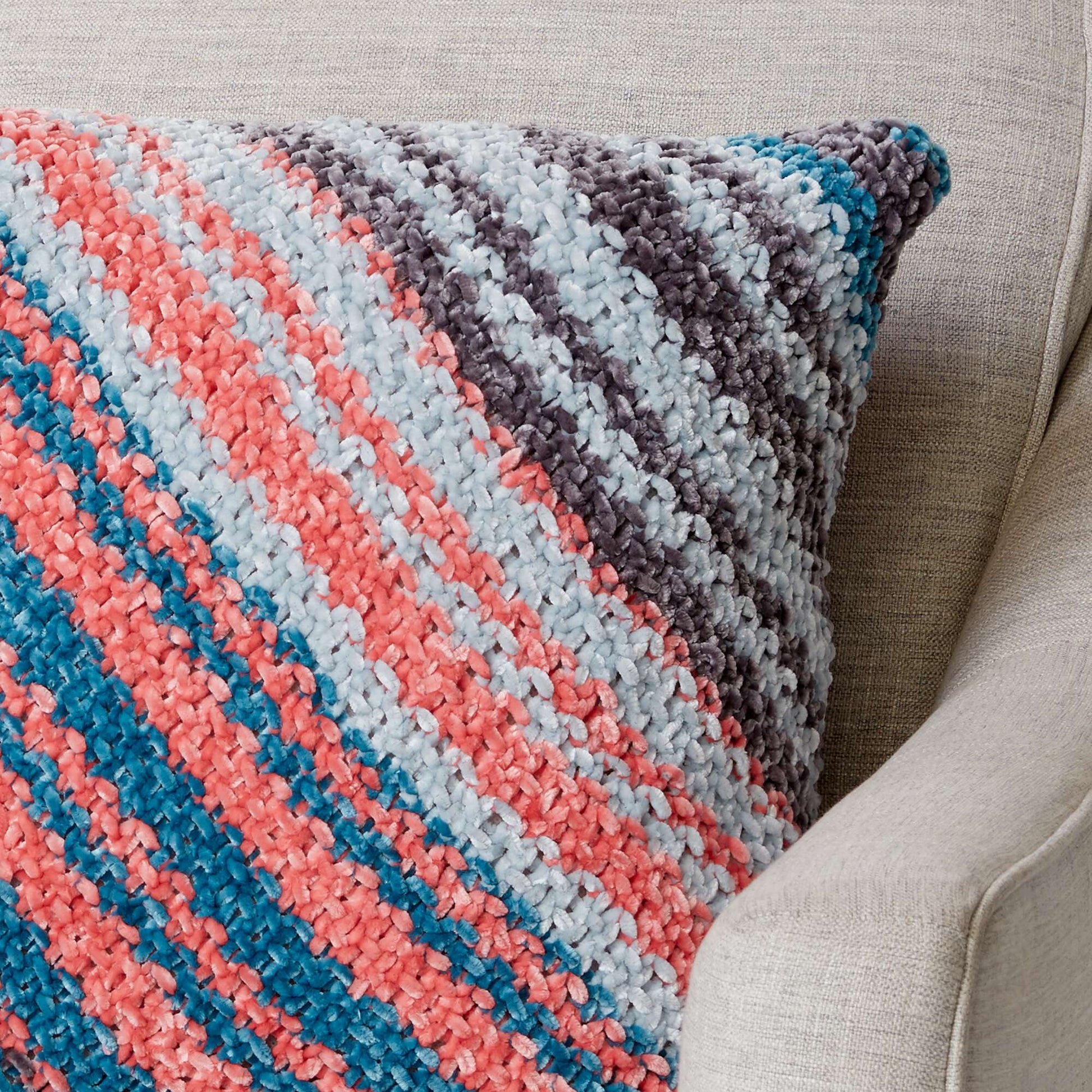 Free Bernat Diagonal Envelope Knit Pillow Pattern | Yarnspirations