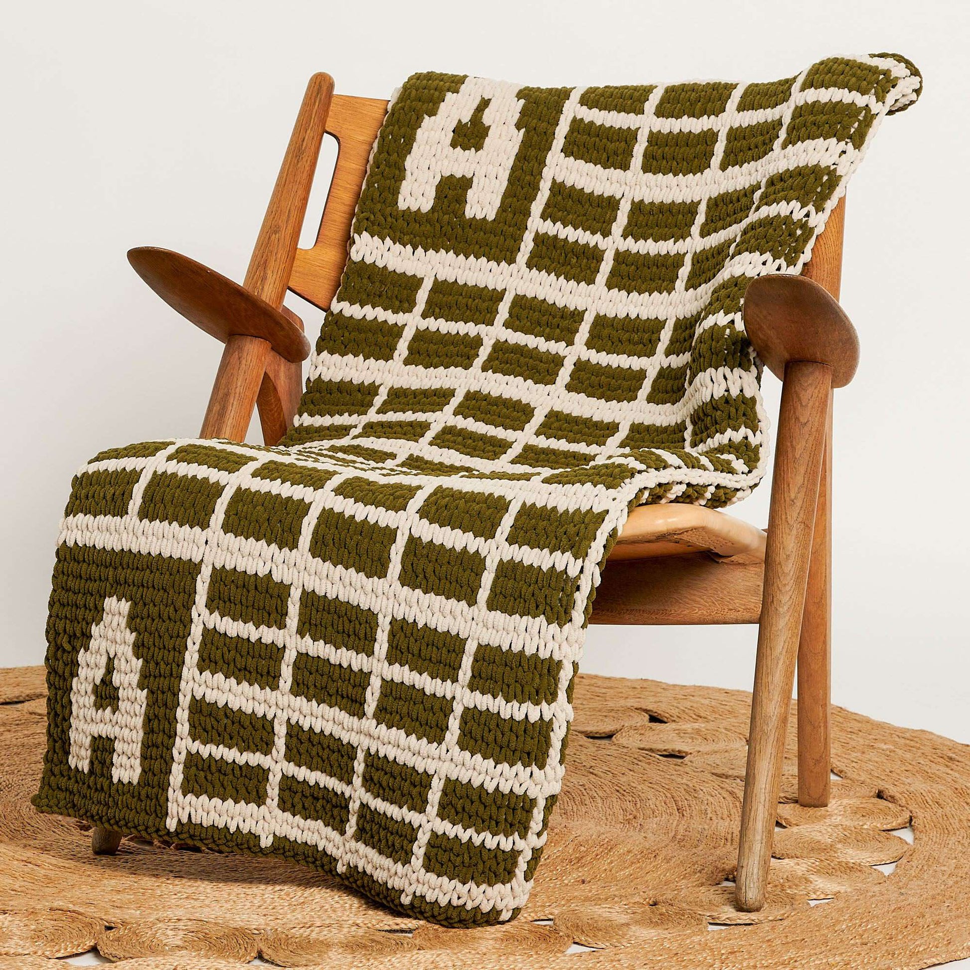 Free Easy Bernat EZ Graph It Monogrammed Throw Craft Pattern ...