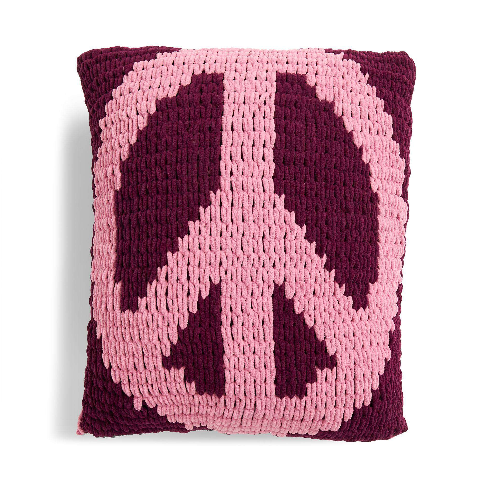 Free Easy Bernat EZ Peace Sign Pillow Craft Pattern | Yarnspirations