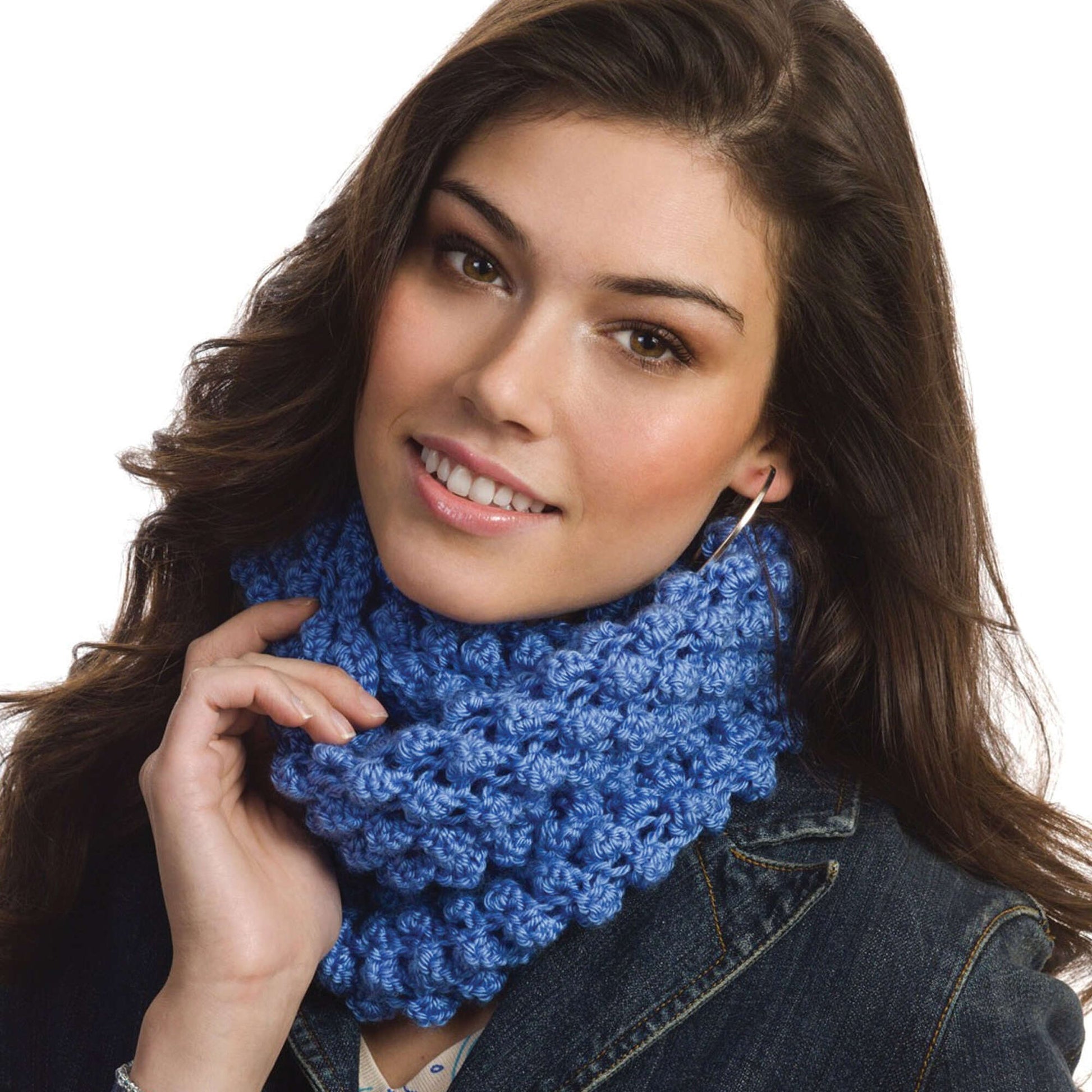 Free Caron Bobble Blackberry Cowl Knitting Pattern | Yarnspirations