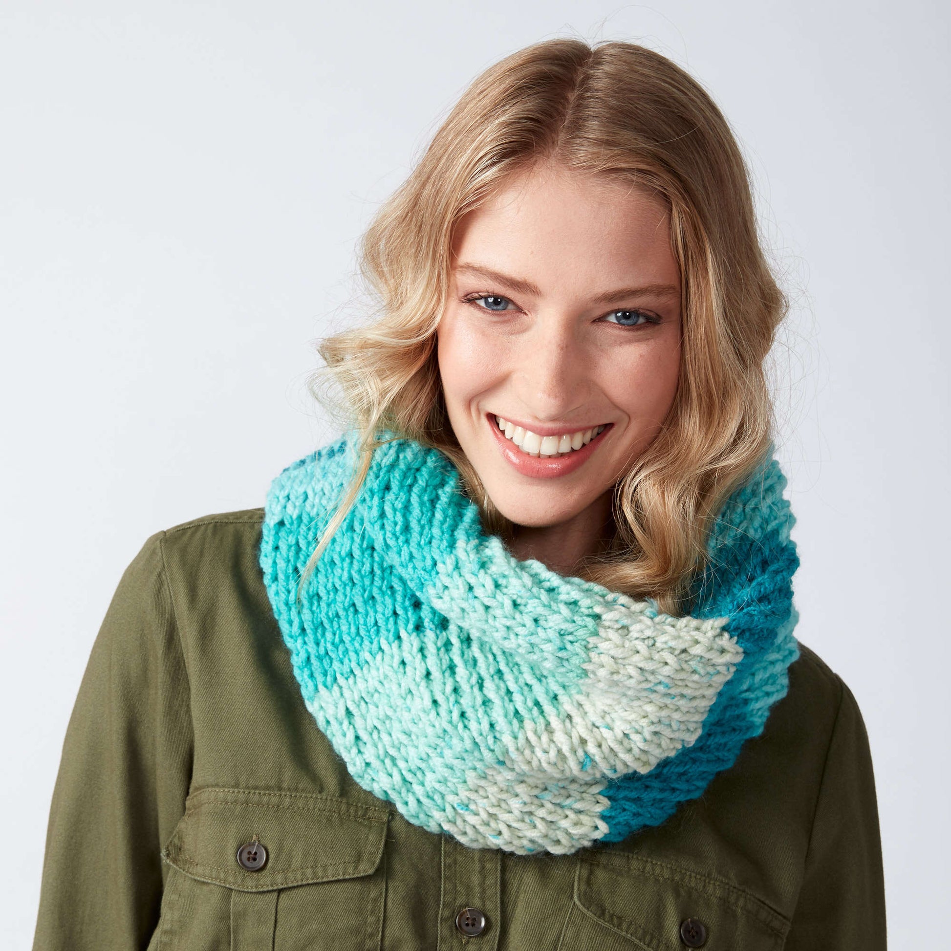 Caron Diagonal Stitch Knit Cowl | Yarnspirations