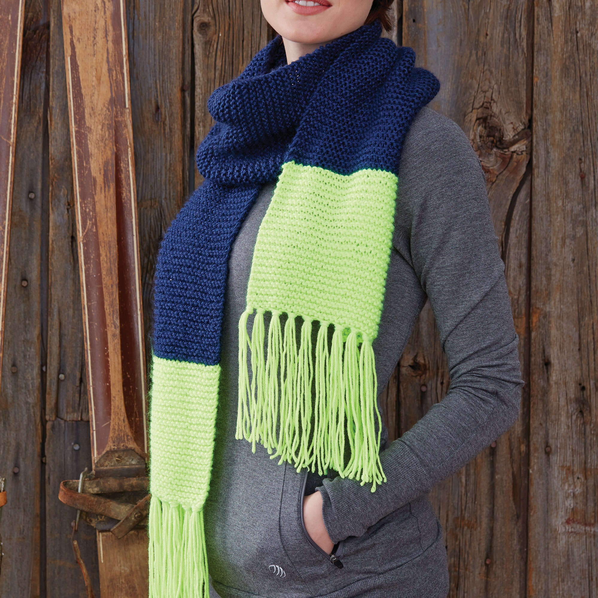 Free Beginner Caron Bold Stripes Scarf Knitting Pattern | Yarnspirations