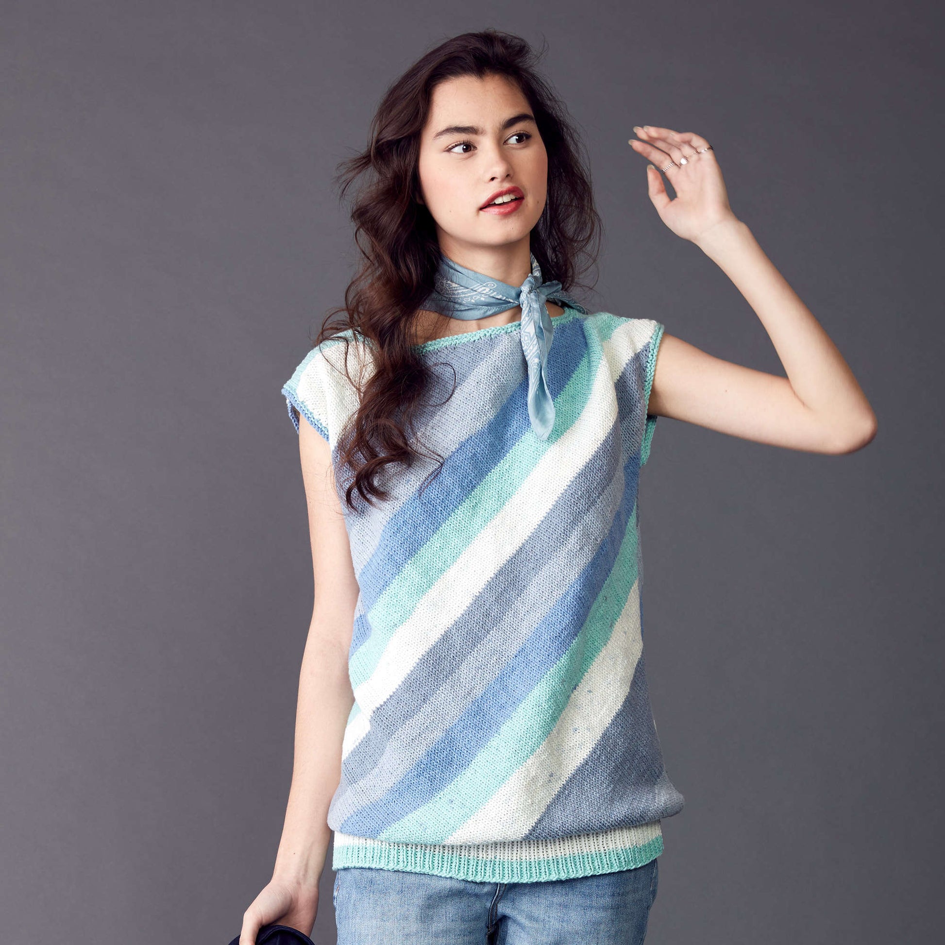 Free Caron Diagonal Tunic Knitting Pattern | Yarnspirations