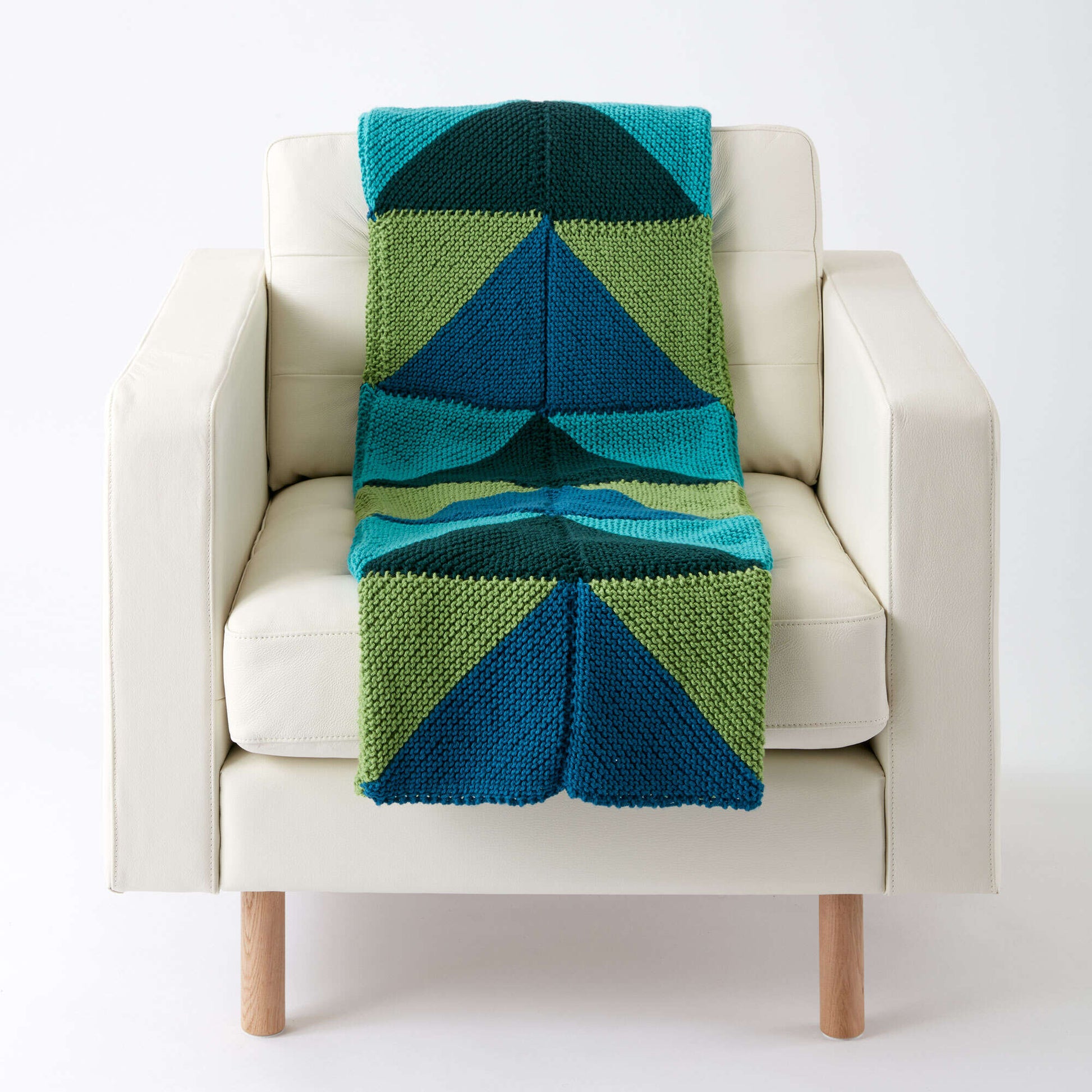 Free Caron Mountaintop Knit Blanket Pattern | Yarnspirations