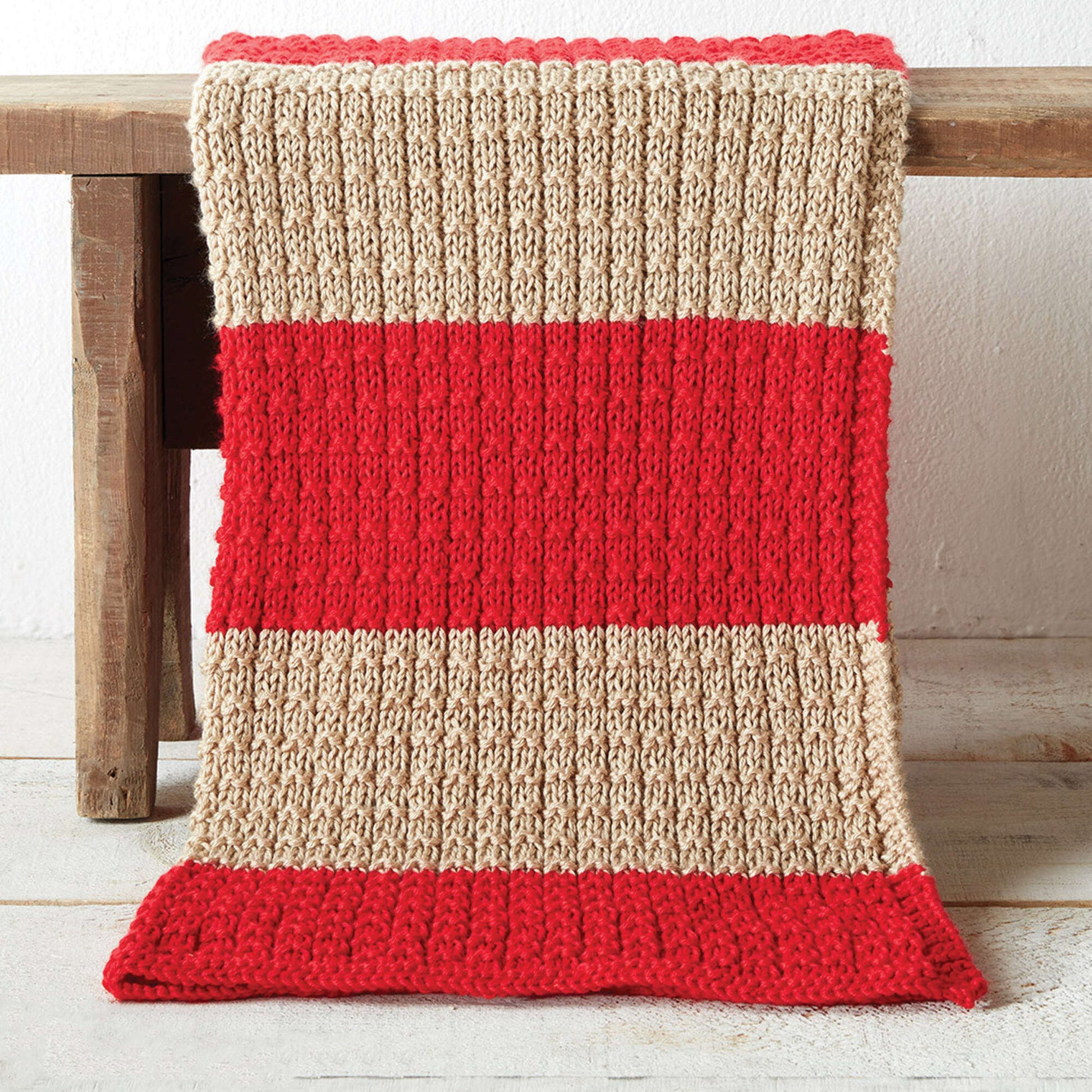 Free Beginner Caron Easy Breezy Blanket Knitting Pattern | Yarnspirations
