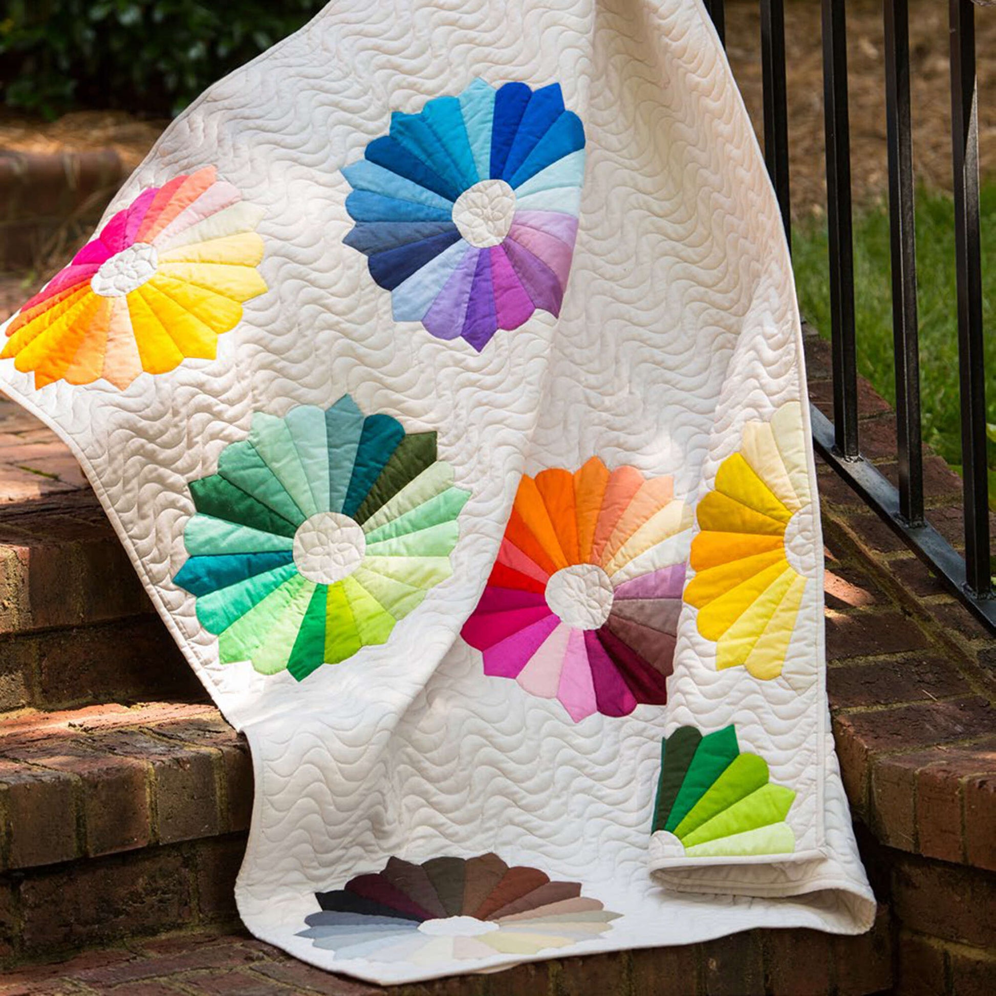 Free Easy Coats & Clark Color Spoken Here Quilt Quilting Pattern ...