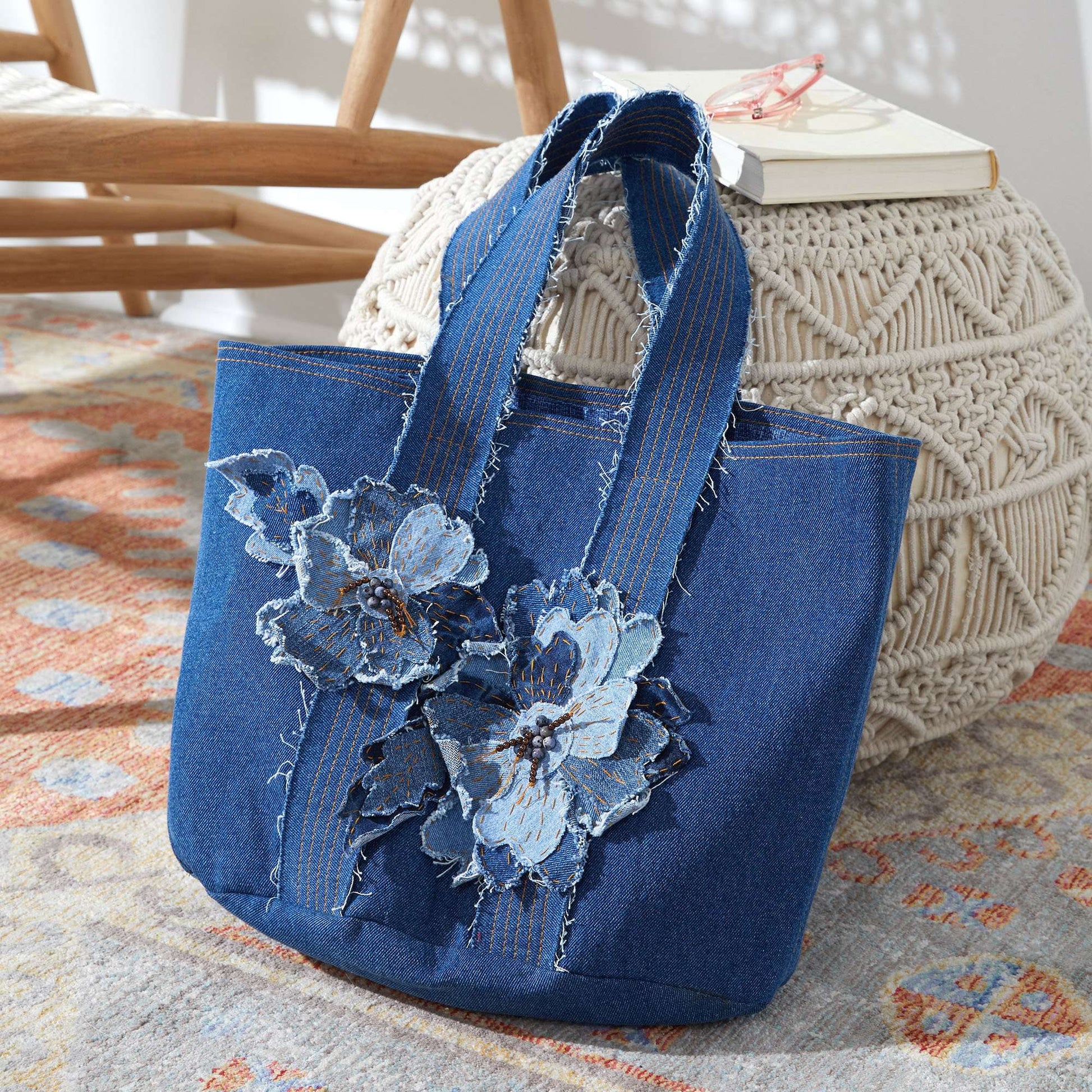 Free Coats & Clark Denim 3-D Flower Tote Sewing Pattern | Yarnspirations