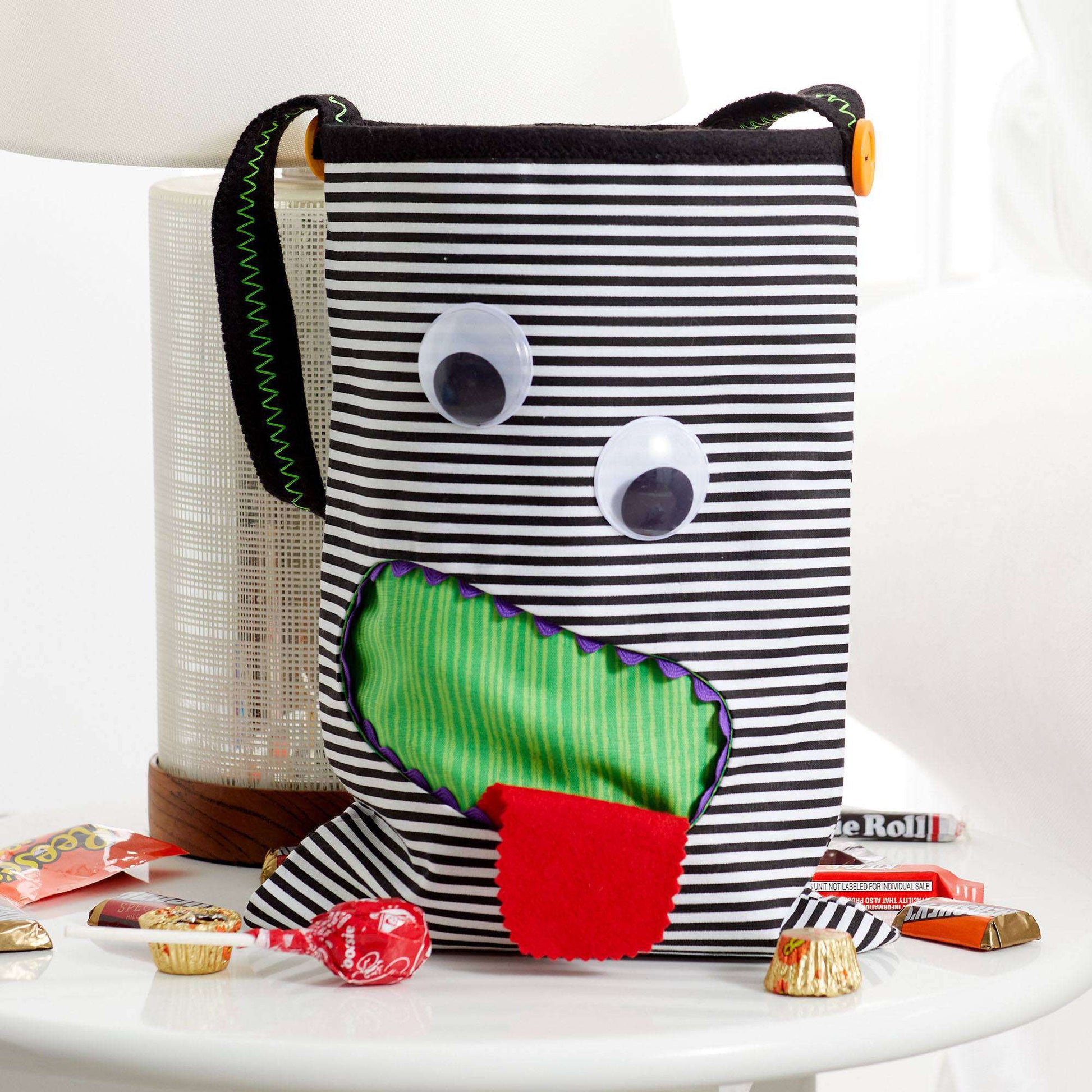 Free Easy Coats & Clark Monster Treat Bag Sewing Pattern | Yarnspirations