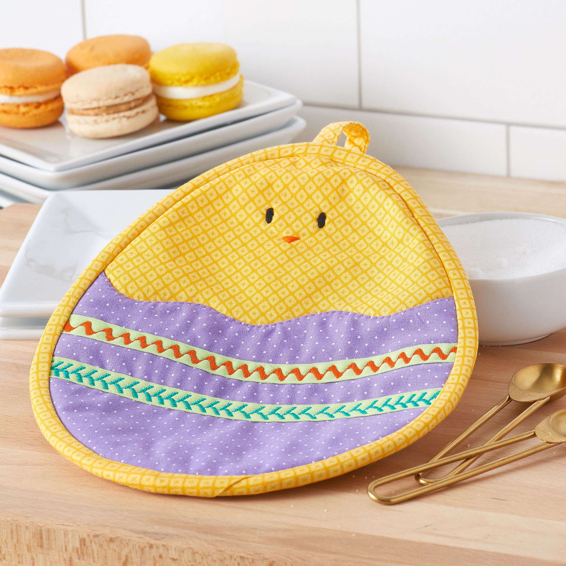 Free Easy Coats & Clark One Hot Chick Pot Holder Sewing Pattern ...