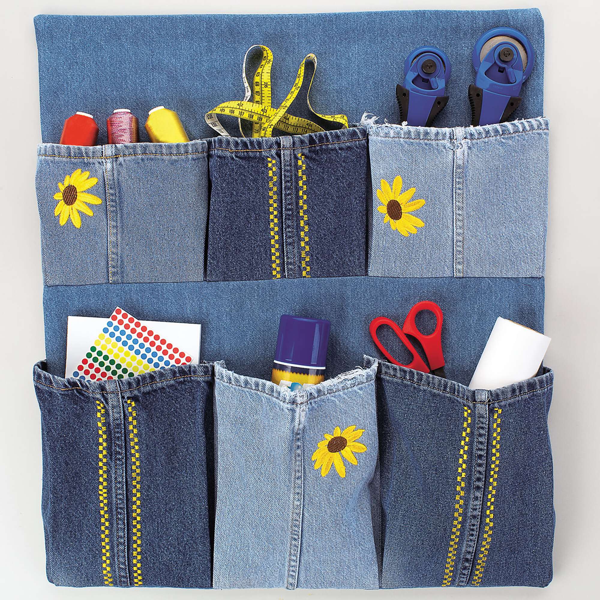 Free Easy Coats & Clark Fun Denim Organizer Sewing Pattern | Yarnspirations