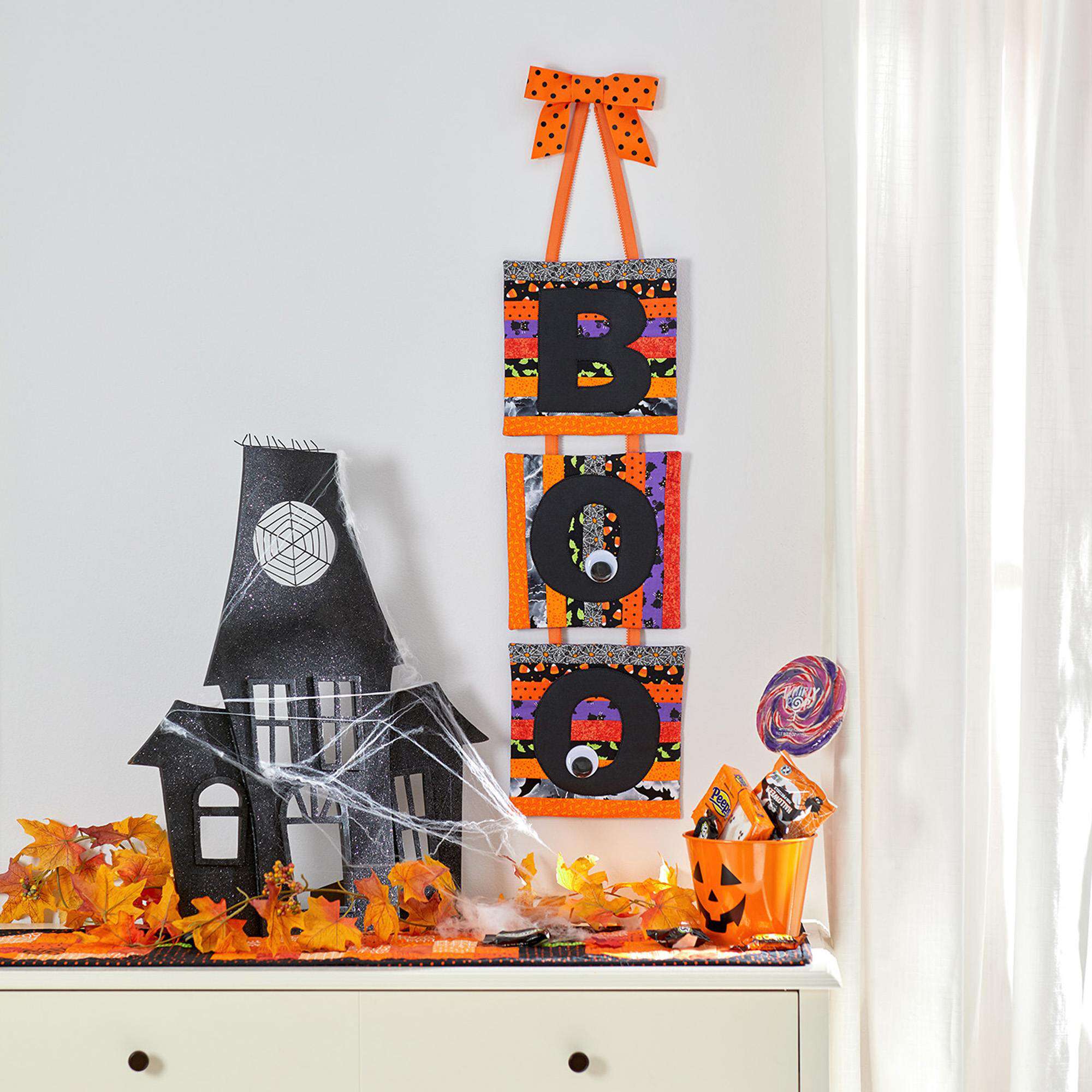 Free Beginner Coats & Clark Halloween Boo Banner Sewing Pattern ...
