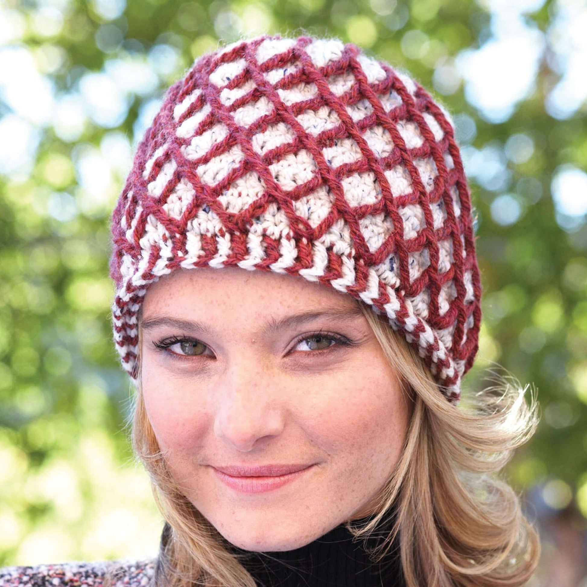 Free Patons Lattice Hat Crochet Pattern | Yarnspirations