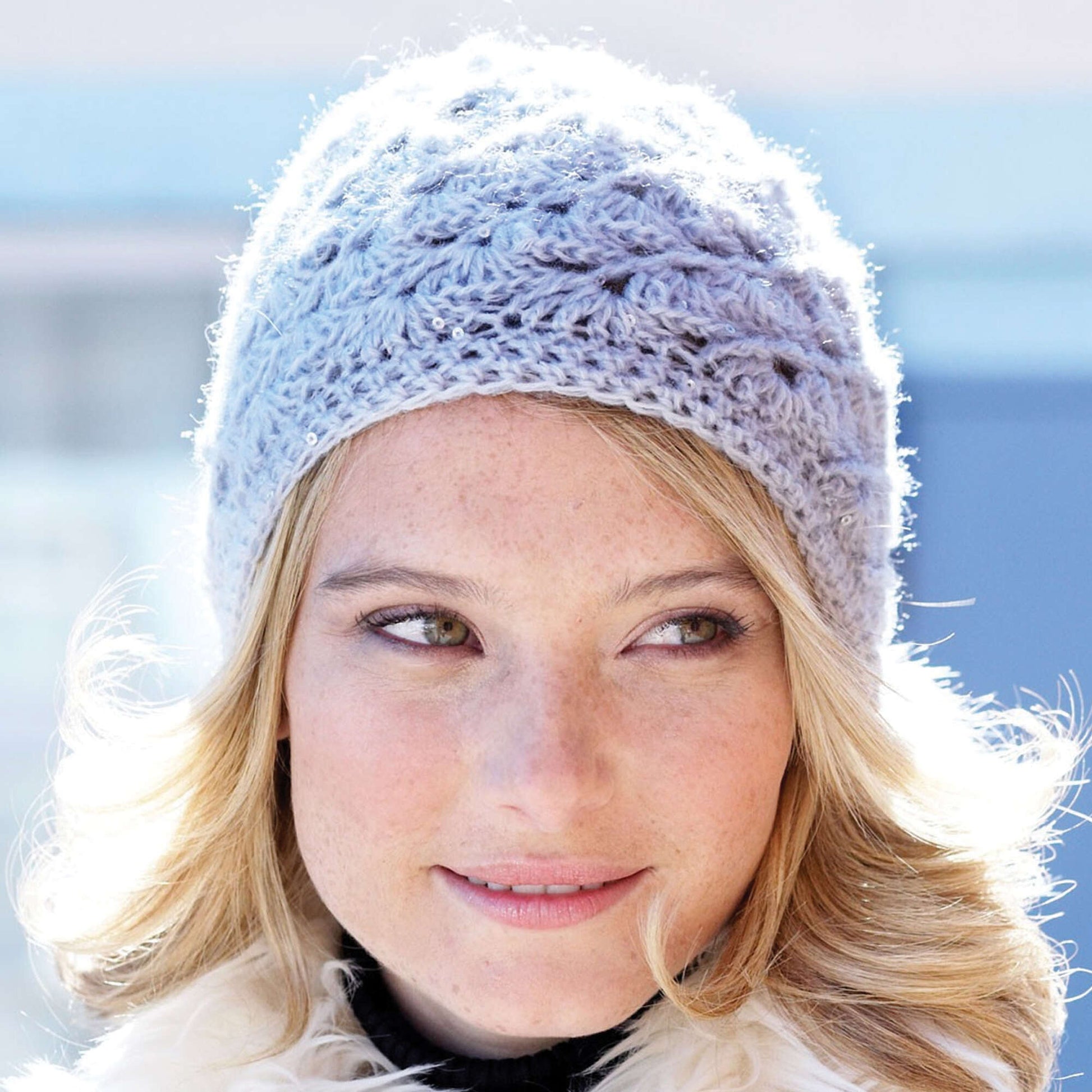 Free Patons Swirl Hat Crochet Pattern | Yarnspirations