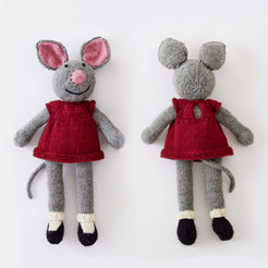Free Intermediate Patons Country Mouse Doll Knit Pattern | Yarnspirations