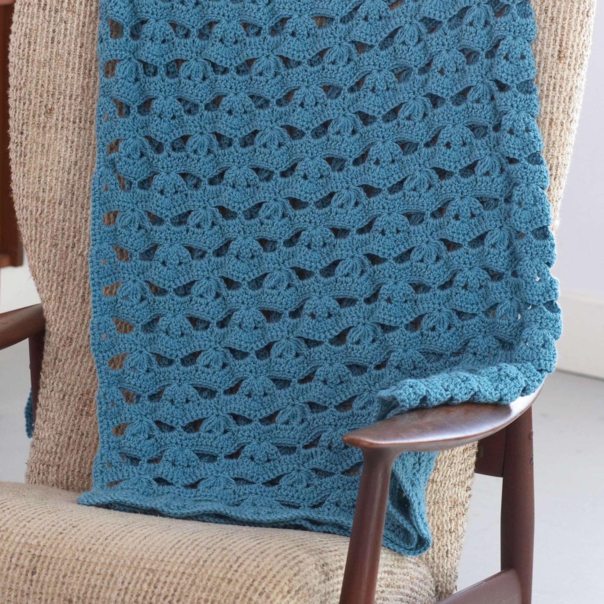 Free Easy Patons Light & Airy Afghan Crochet Pattern | Yarnspirations