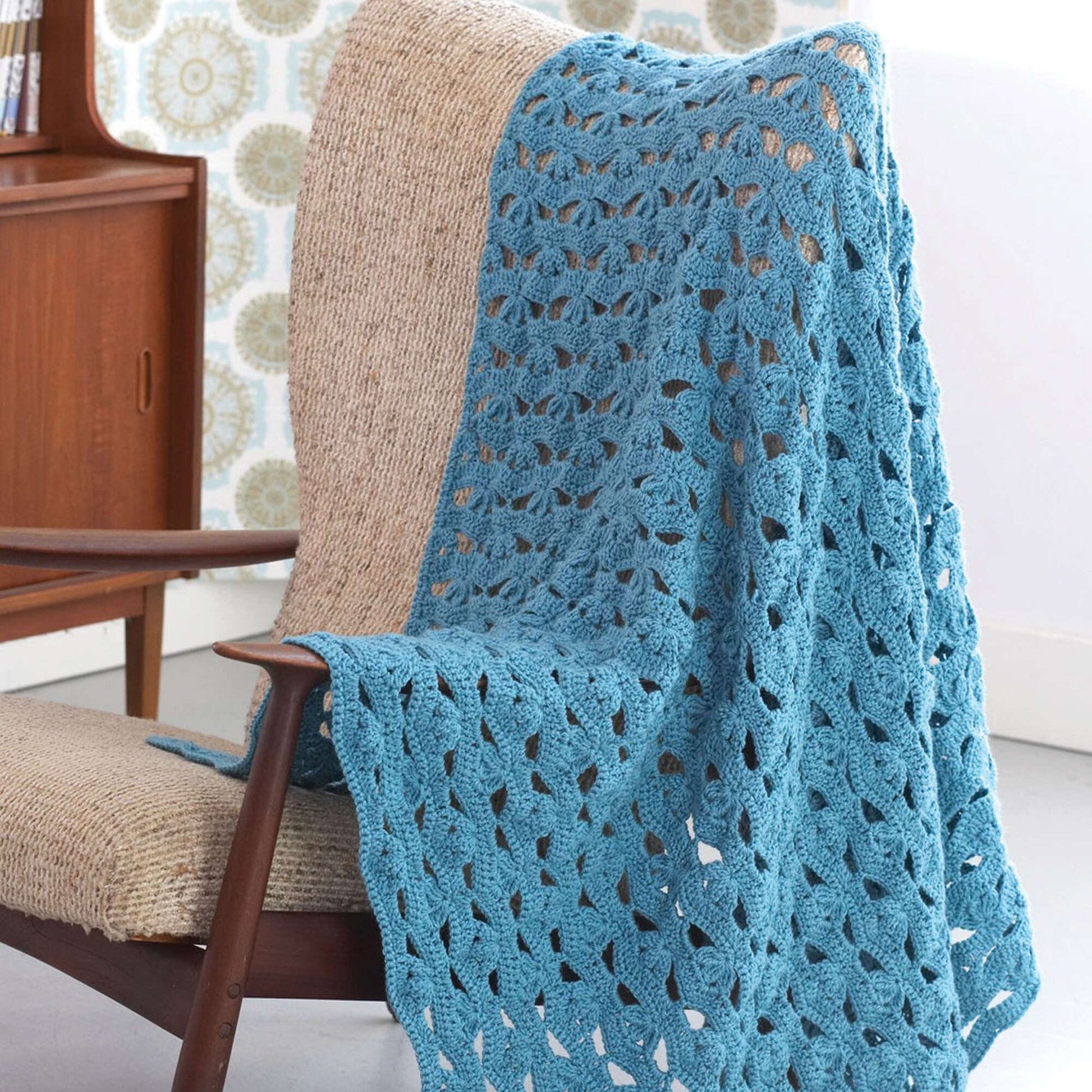 Free Easy Patons Light & Airy Afghan Crochet Pattern | Yarnspirations