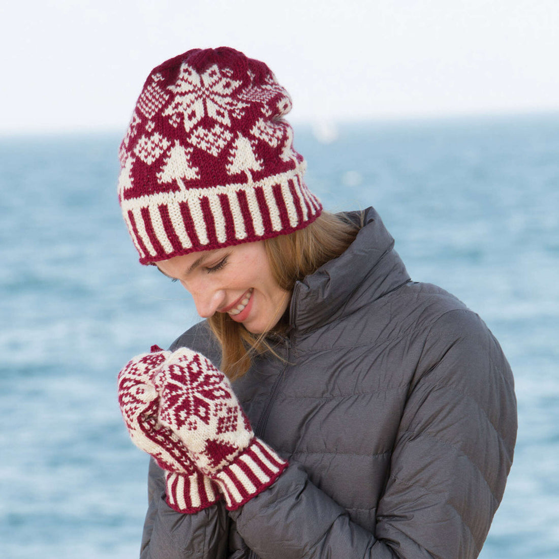 Patons Northern Fair Isle Knit Hat And Mittens | Yarnspirations