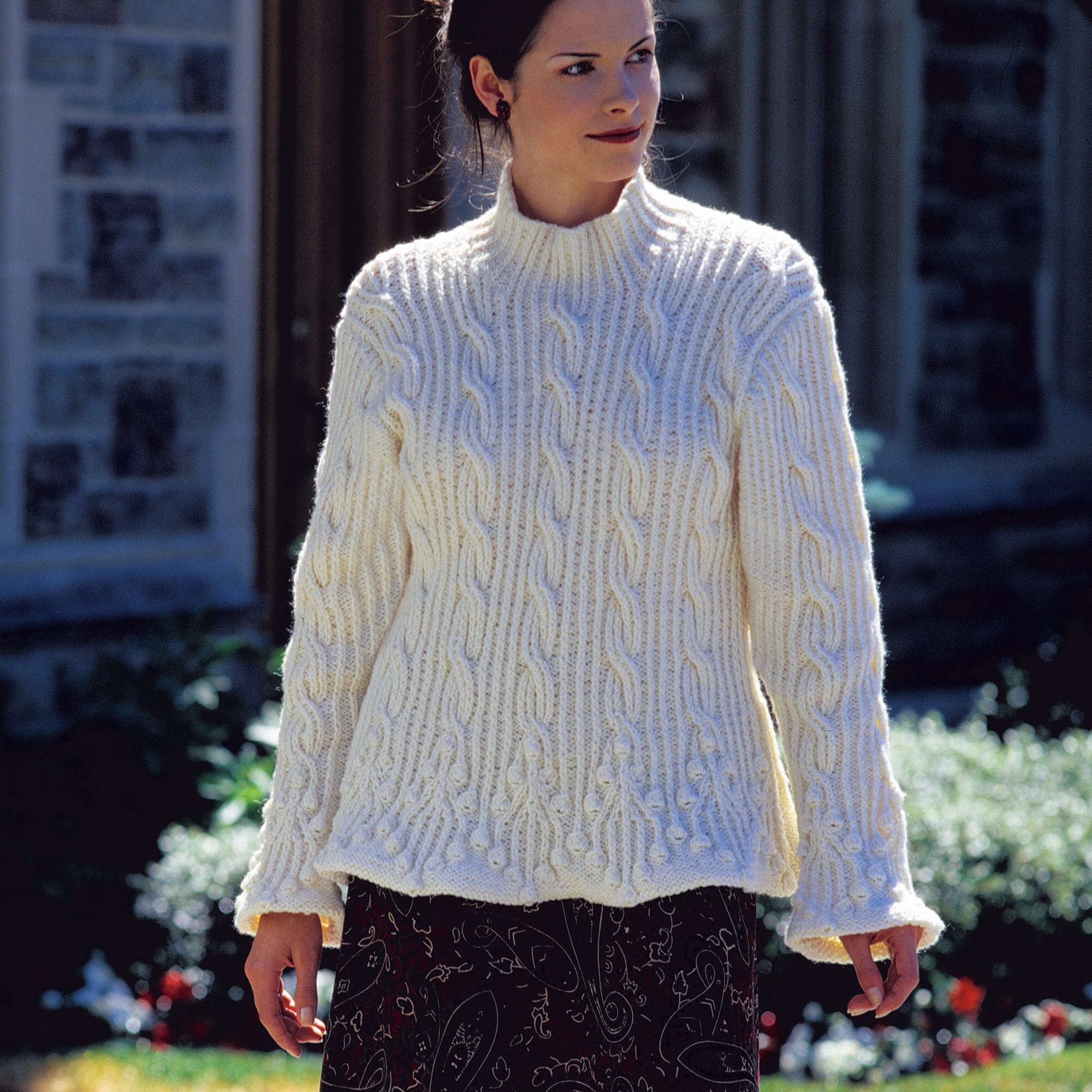 Free Experienced Patons Elegant Details Knitting Pattern | Yarnspirations