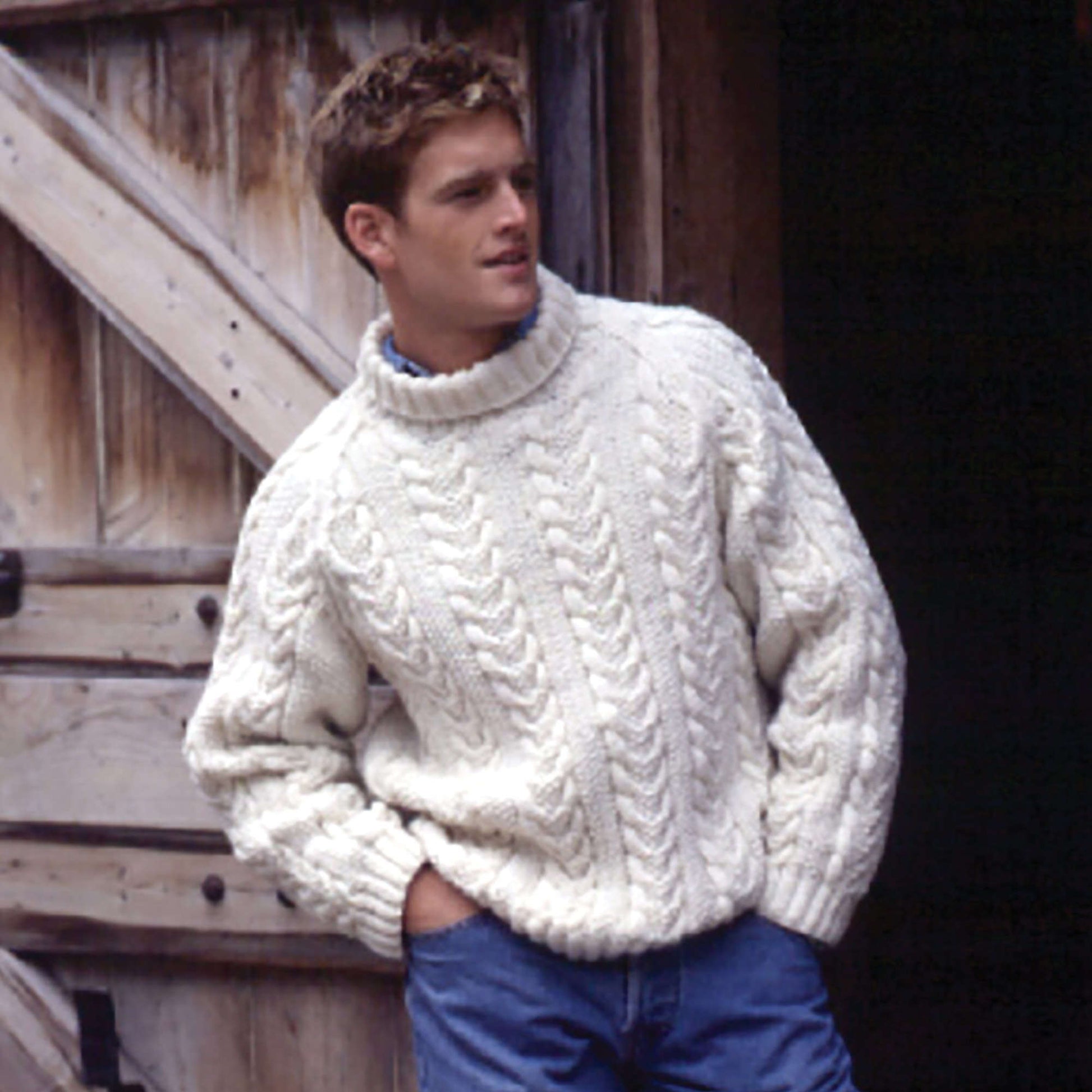 Free Patons Classic Raglan Knitting Pattern | Yarnspirations