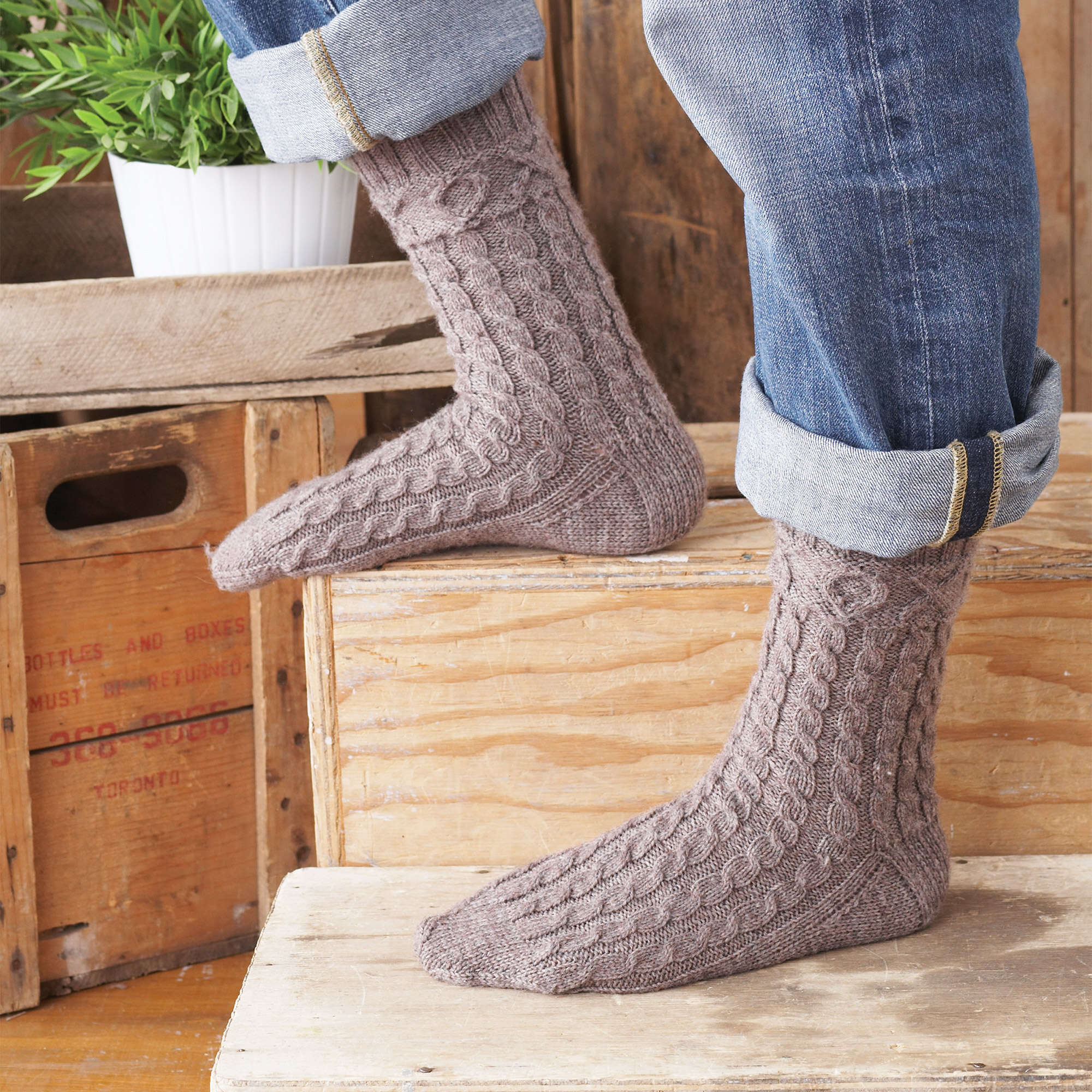 Free Patons Xox Socks for Him Knitting Pattern | Yarnspirations