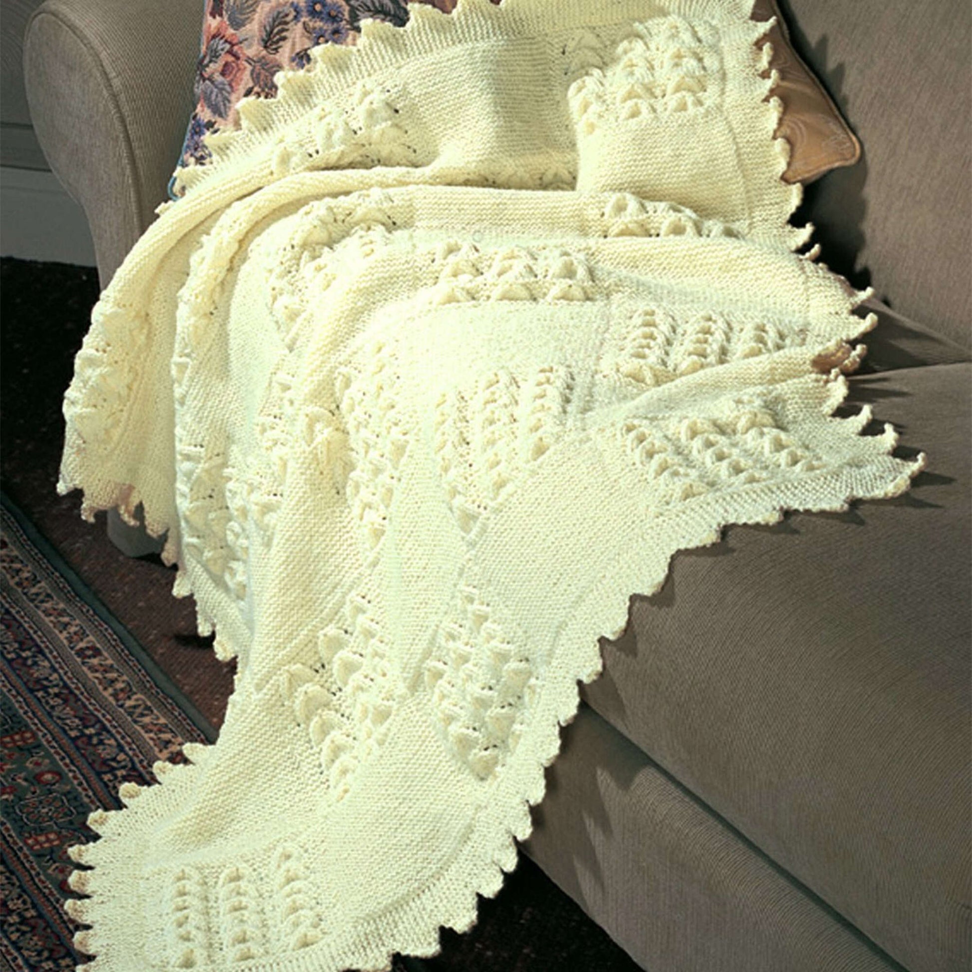 Free Patons Garter & Shell Squares Knitting Pattern | Yarnspirations